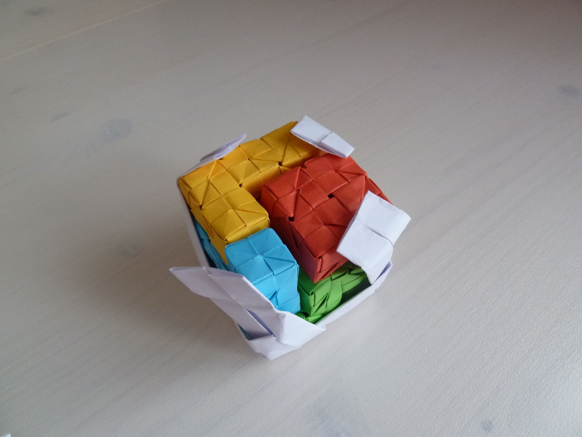 Origami Tetris Cube : 12 Steps (with Pictures) - Instructables