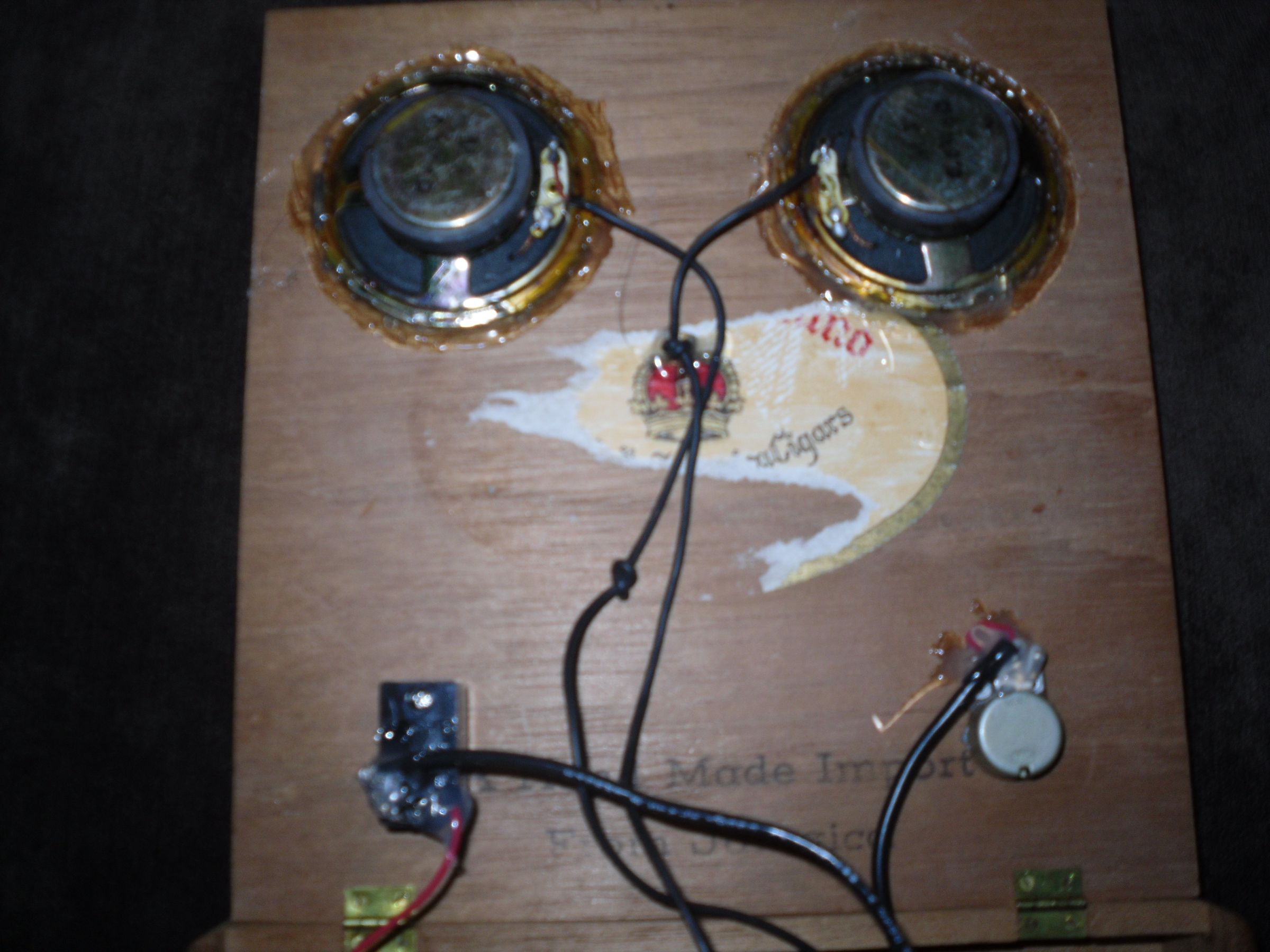 Battery-Powered Cigar Box Guitar Amp : 5 Steps - Instructables