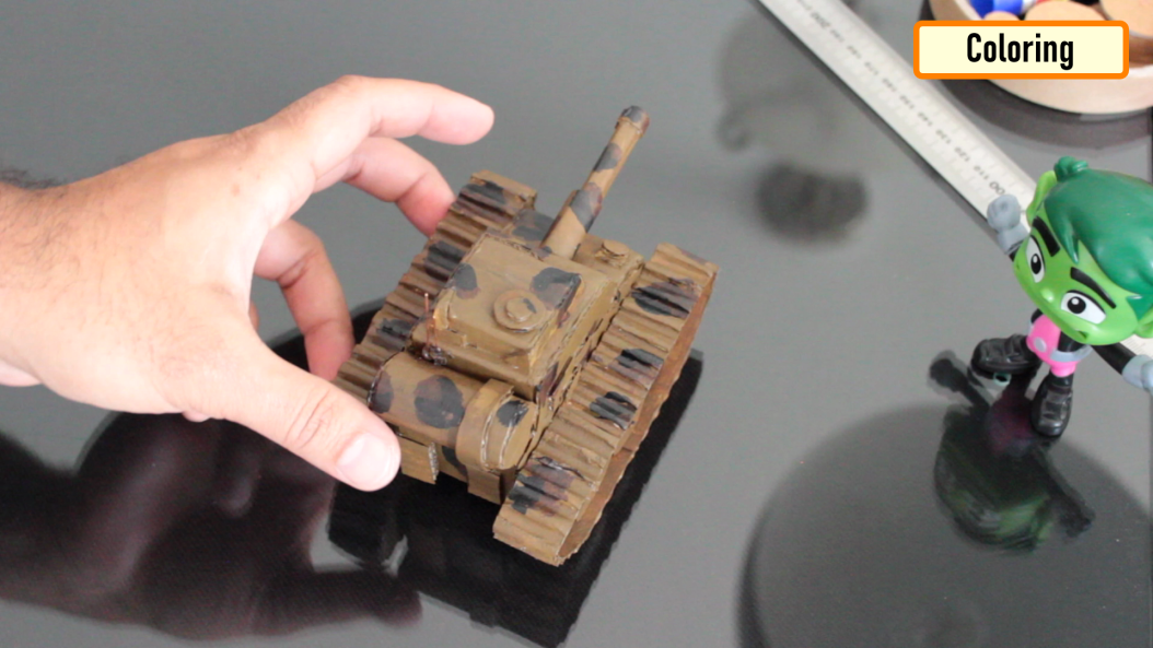 DIY Cardboard Tank V2 : 7 Steps (with Pictures) - Instructables