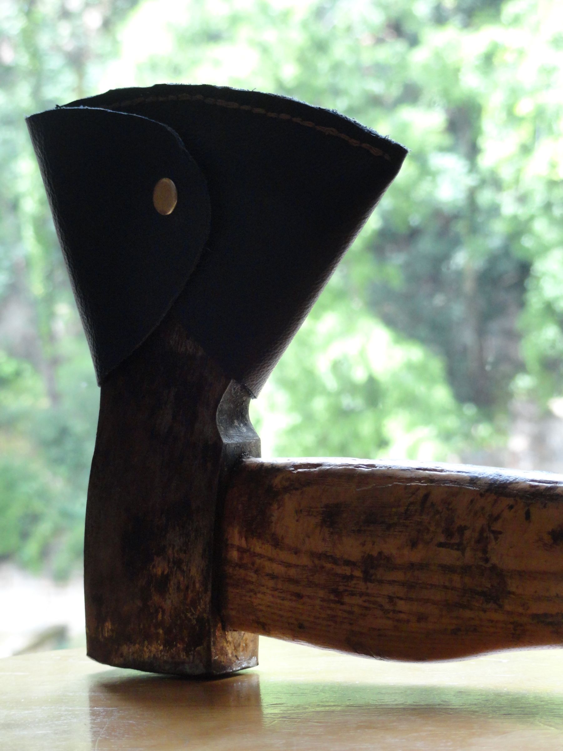 Leather Hatchet Sheath : 9 Steps (with Pictures) - Instructables