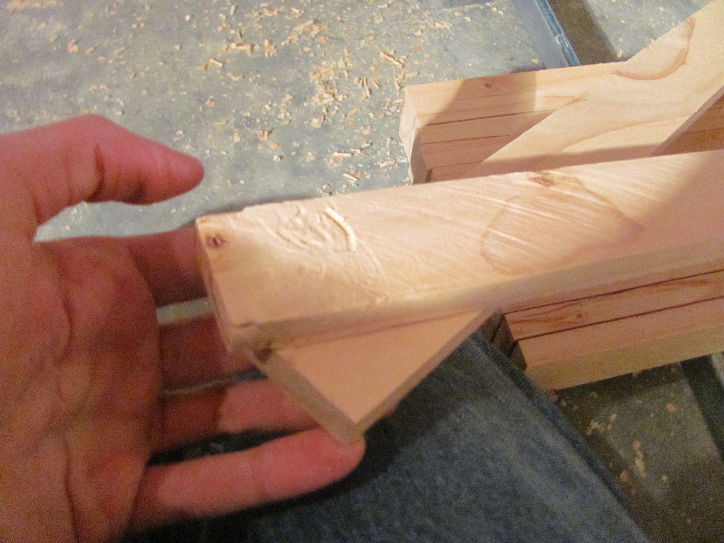 2x12 End Table With HDPE Knob : 12 Steps (with Pictures) - Instructables
