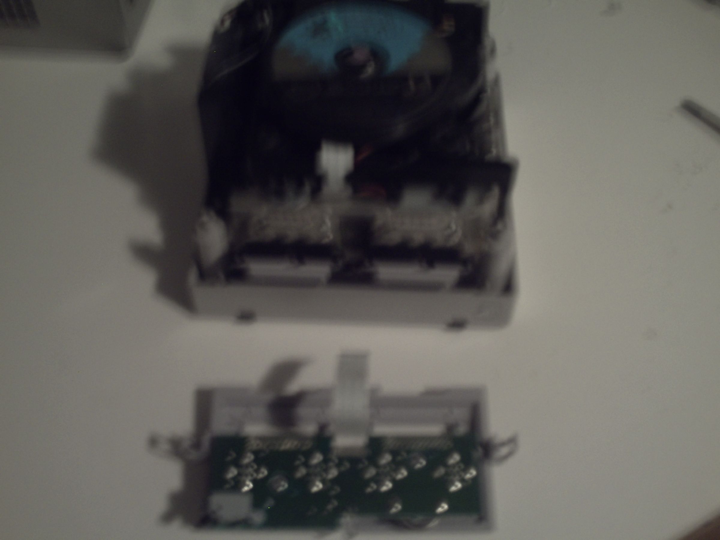 How to Replace the Power Light in Your Nintendo Gamecube : 6 Steps ...