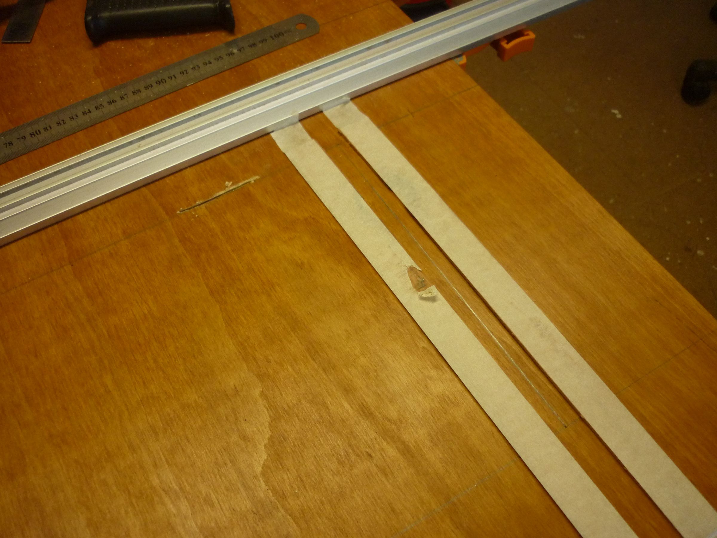 Collapsible Z-Shaped Side Table : 7 Steps (with Pictures) - Instructables