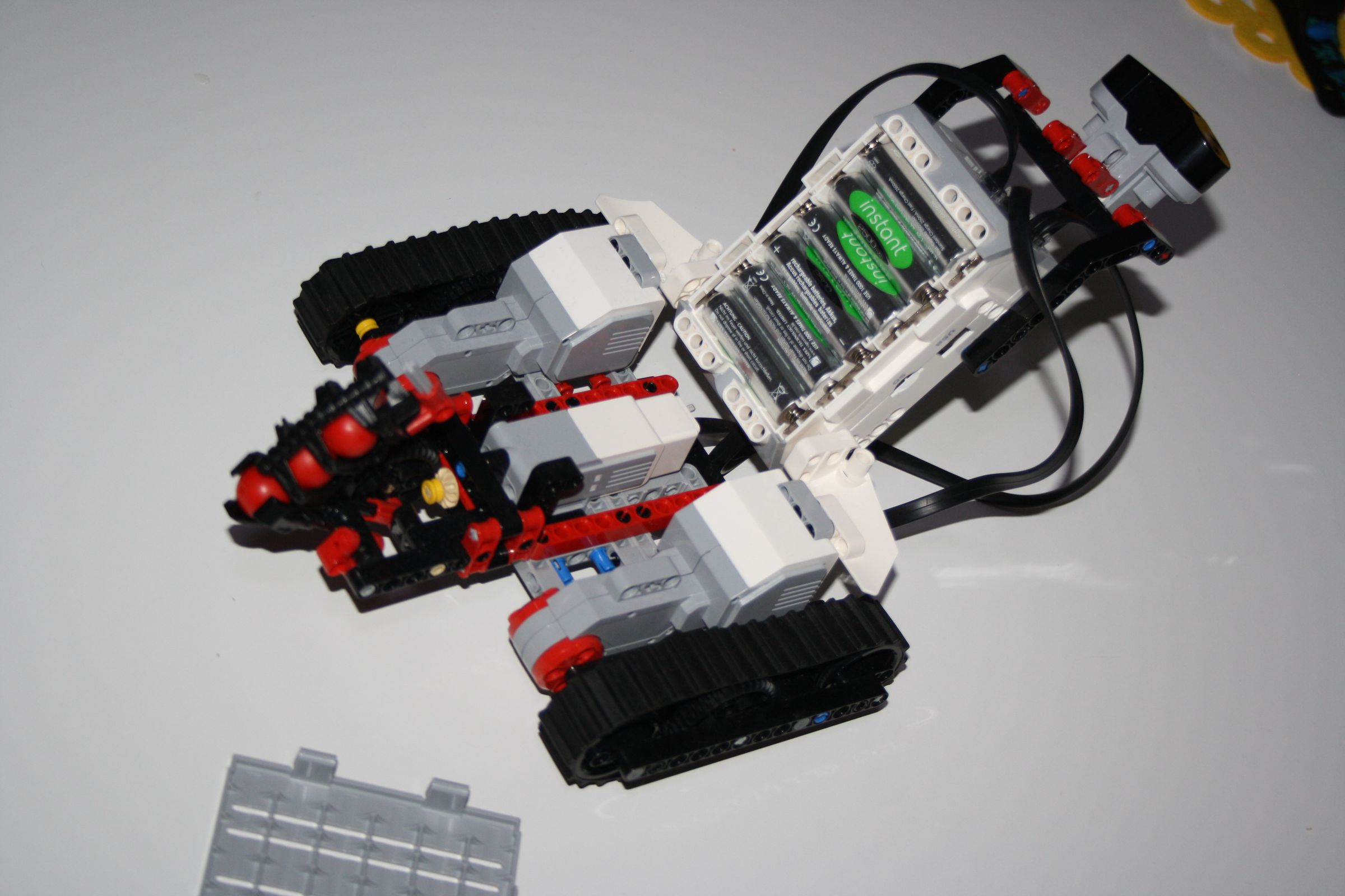 Lego Ev3 Build for Learning Programing and Robotics : 9 Steps ...