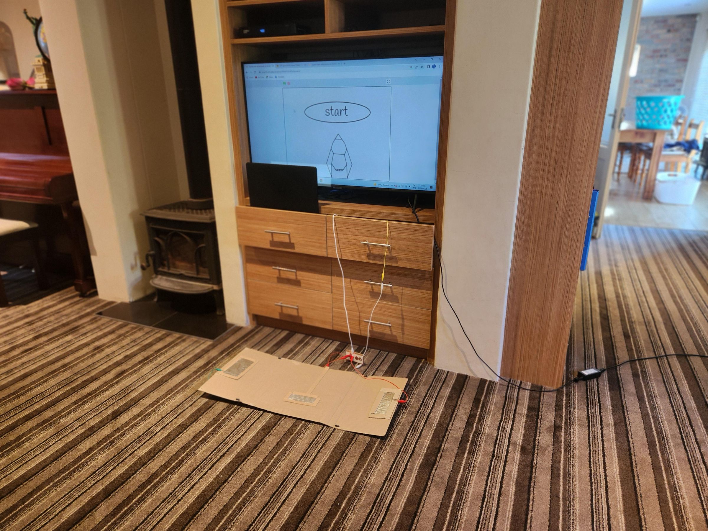 DIY Game With Gamepad Using a Makey Makey. : 6 Steps - Instructables