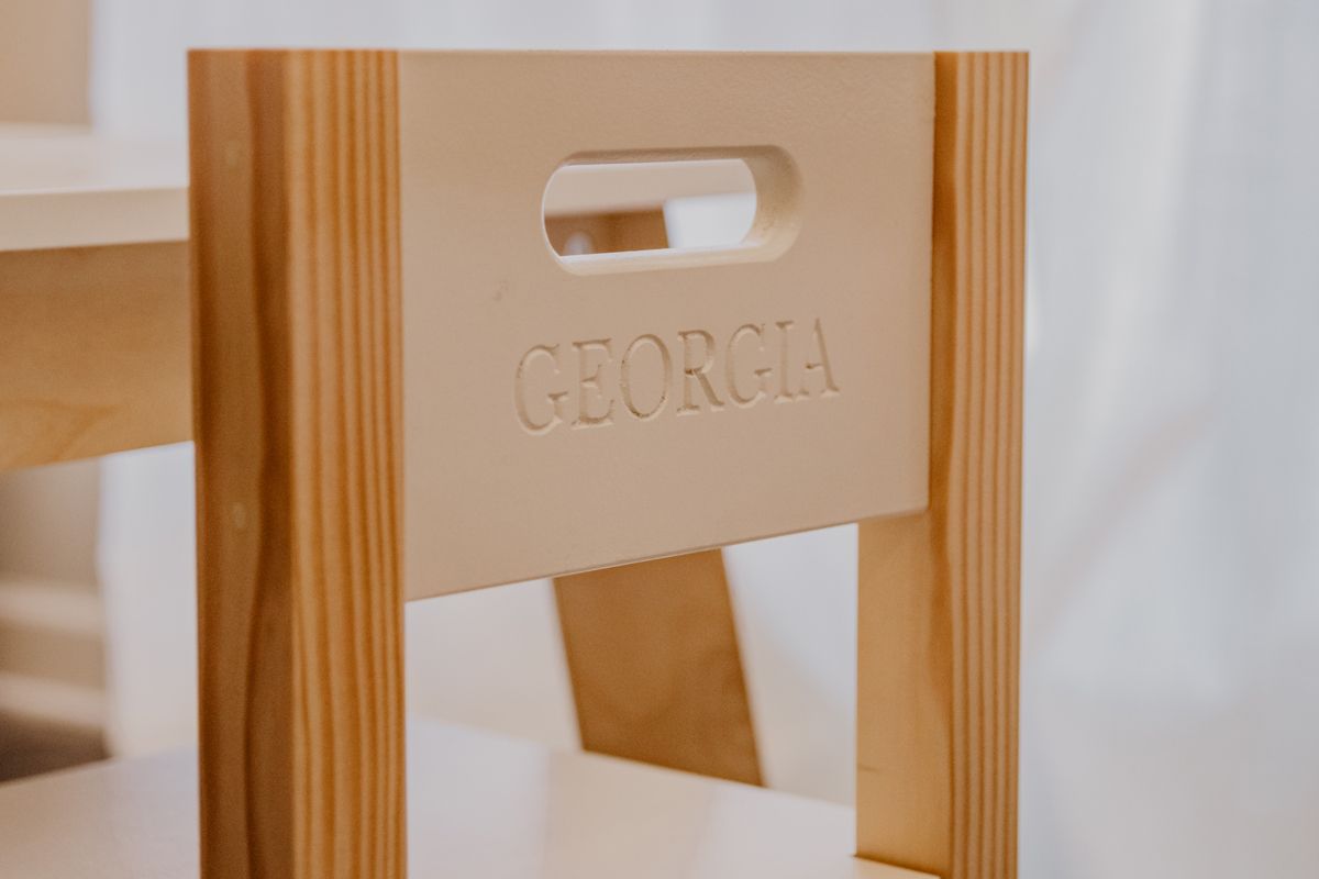 DIY Kids Table and Chairs : 12 Steps - Instructables