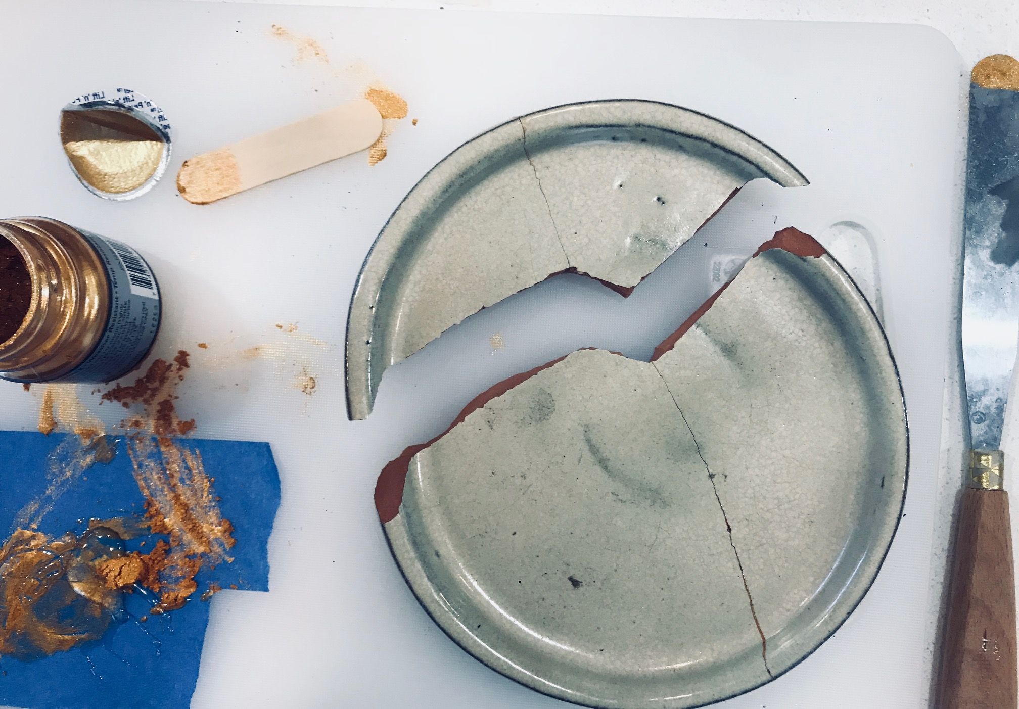 Kintsugi Pot Base Repair : 4 Steps (with Pictures) - Instructables