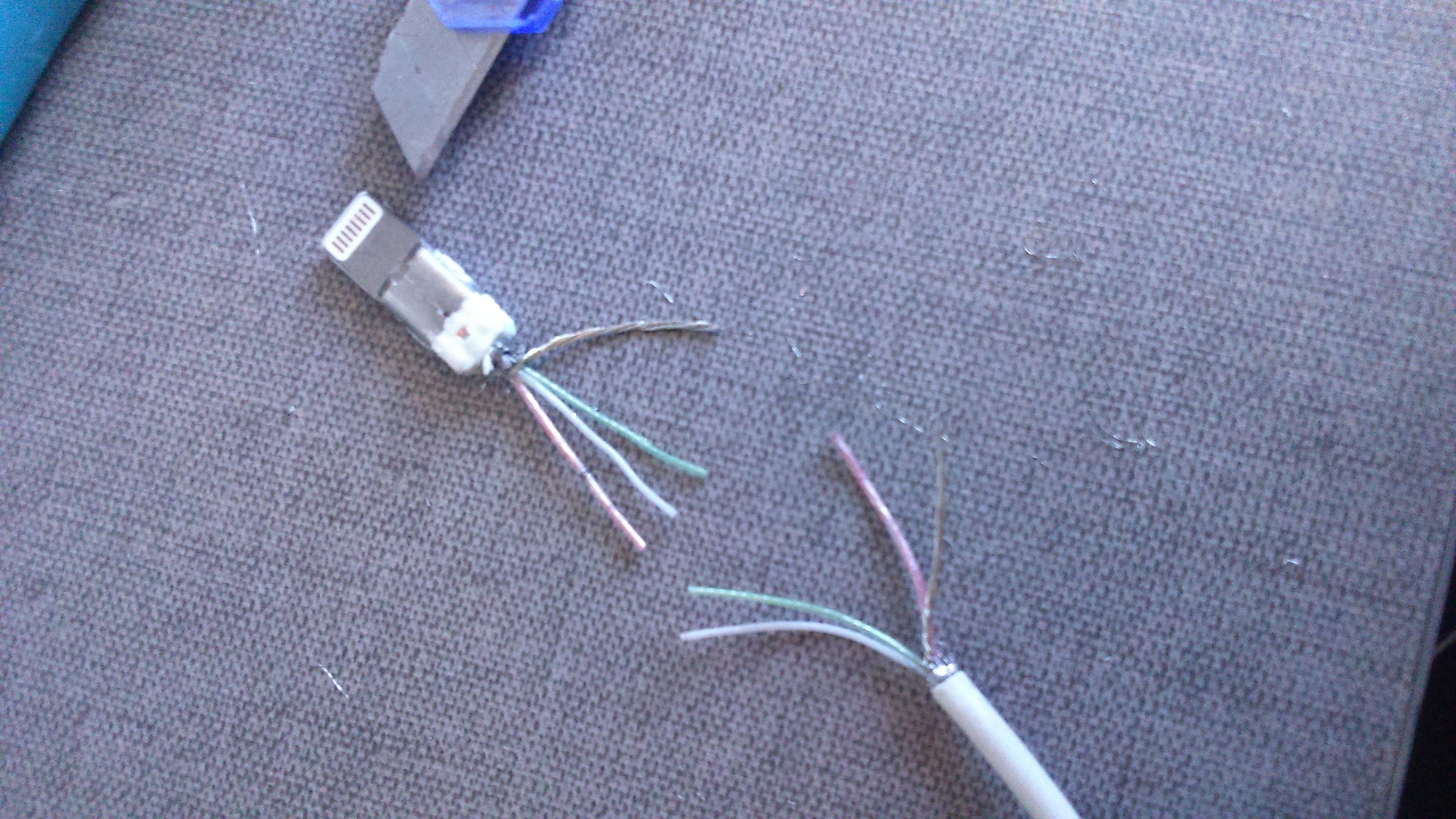 How to Fix the Cable Lightning Apple : 4 Steps (with Pictures ...