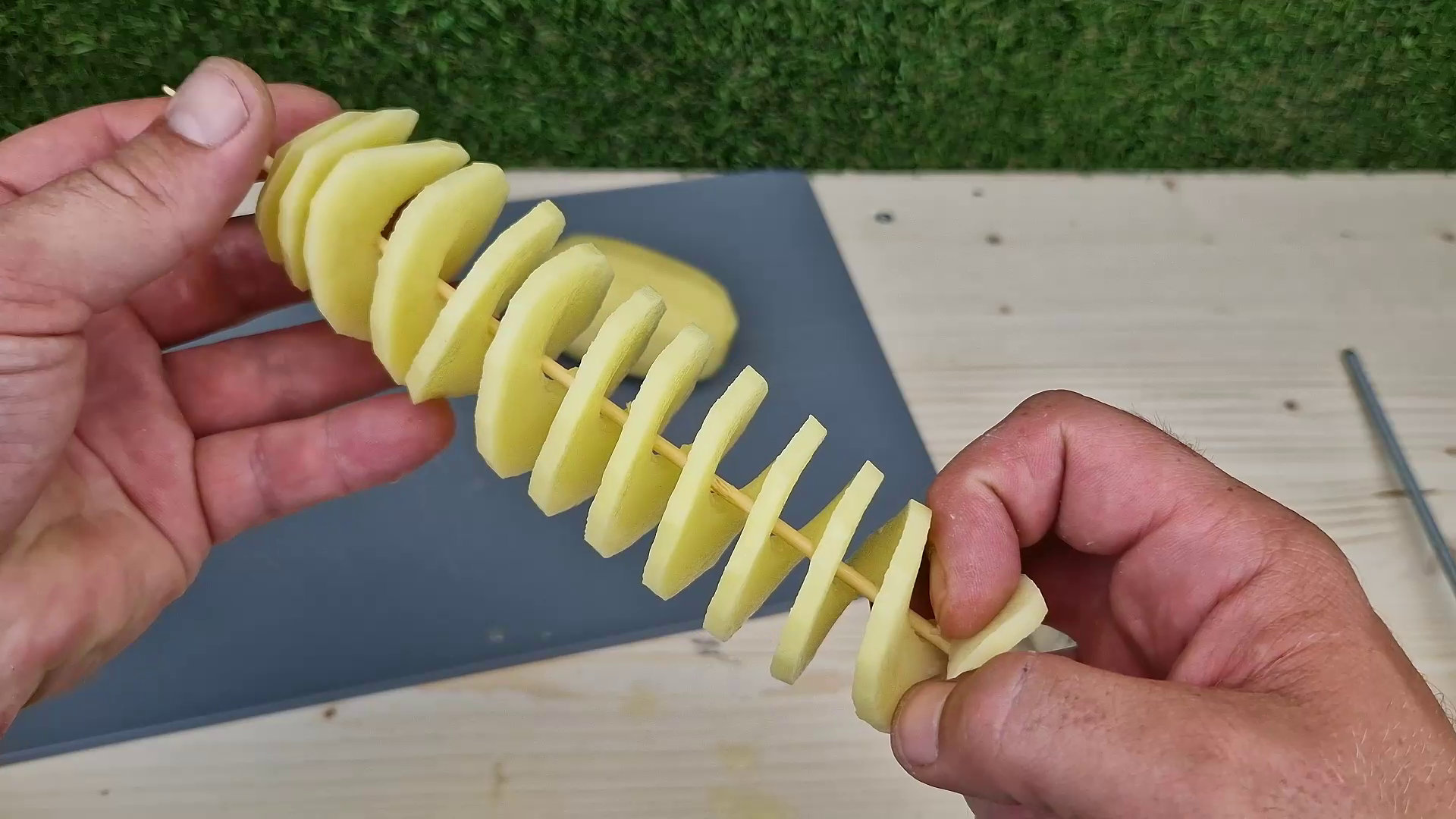 Homemade Spiral Potato Cutter : 5 Steps (with Pictures) - Instructables