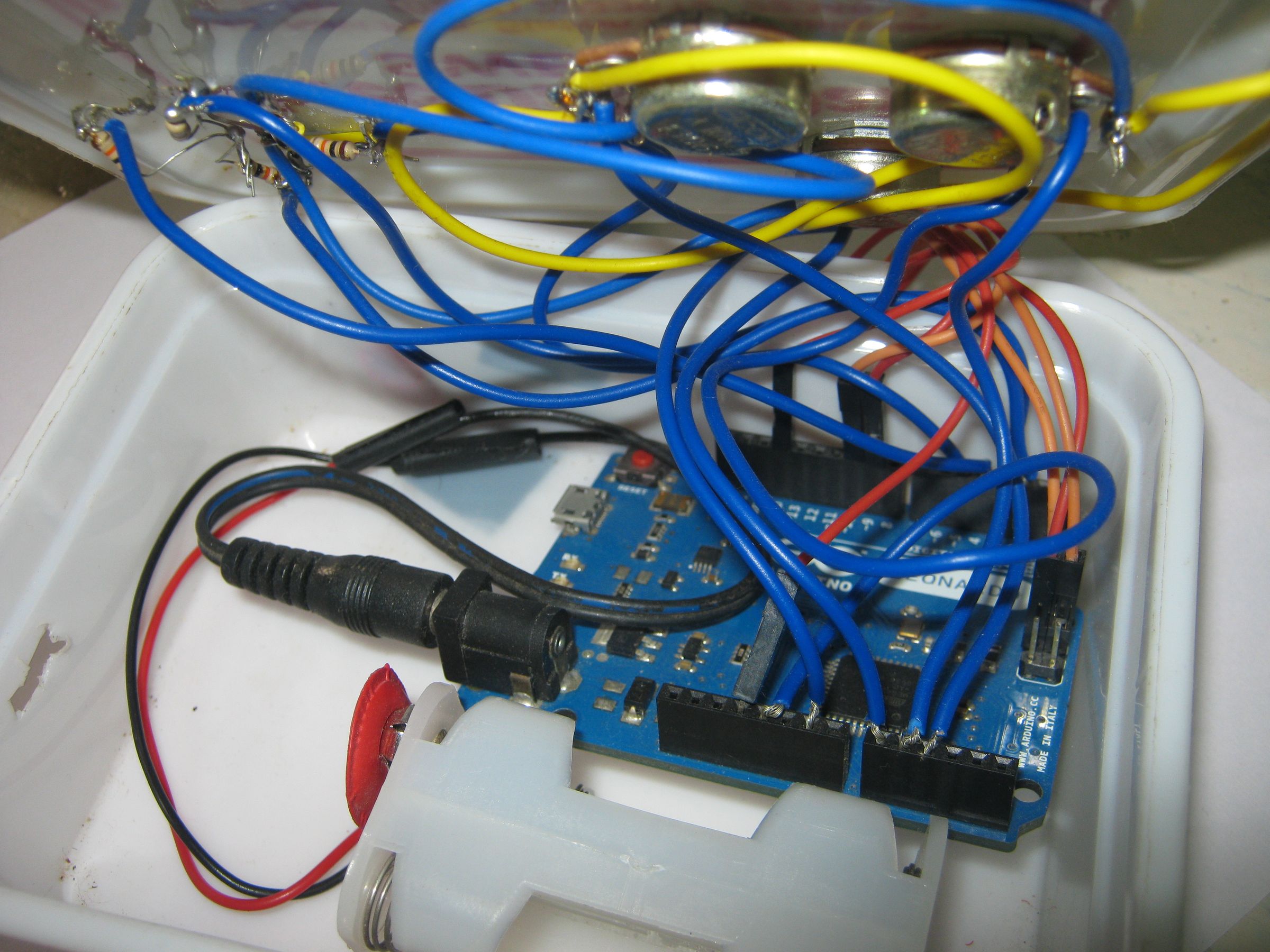 Make a 4WD RC Car : 6 Steps - Instructables