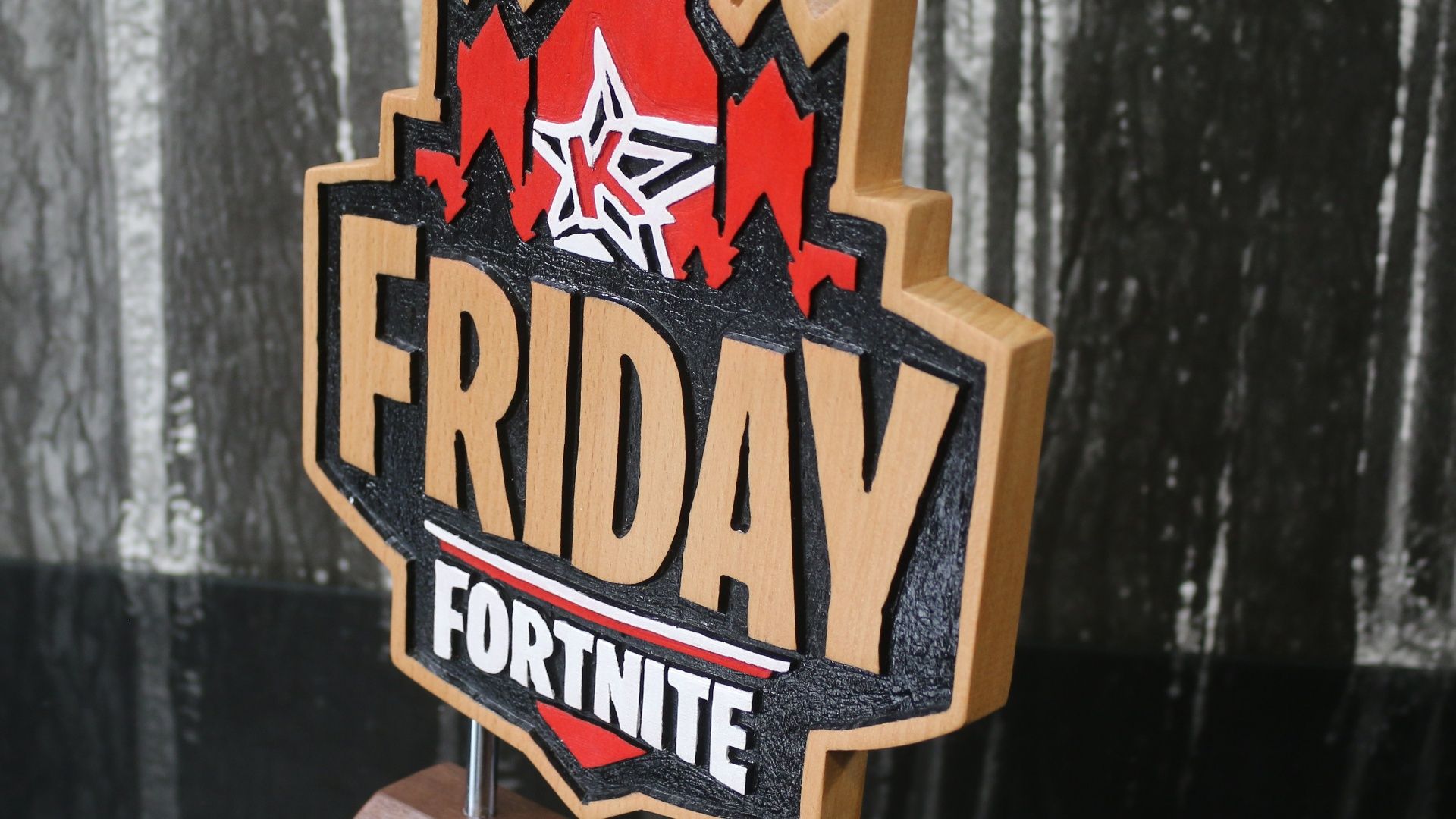 The Friday Fortnite Trophy : 5 Steps (with Pictures) - Instructables