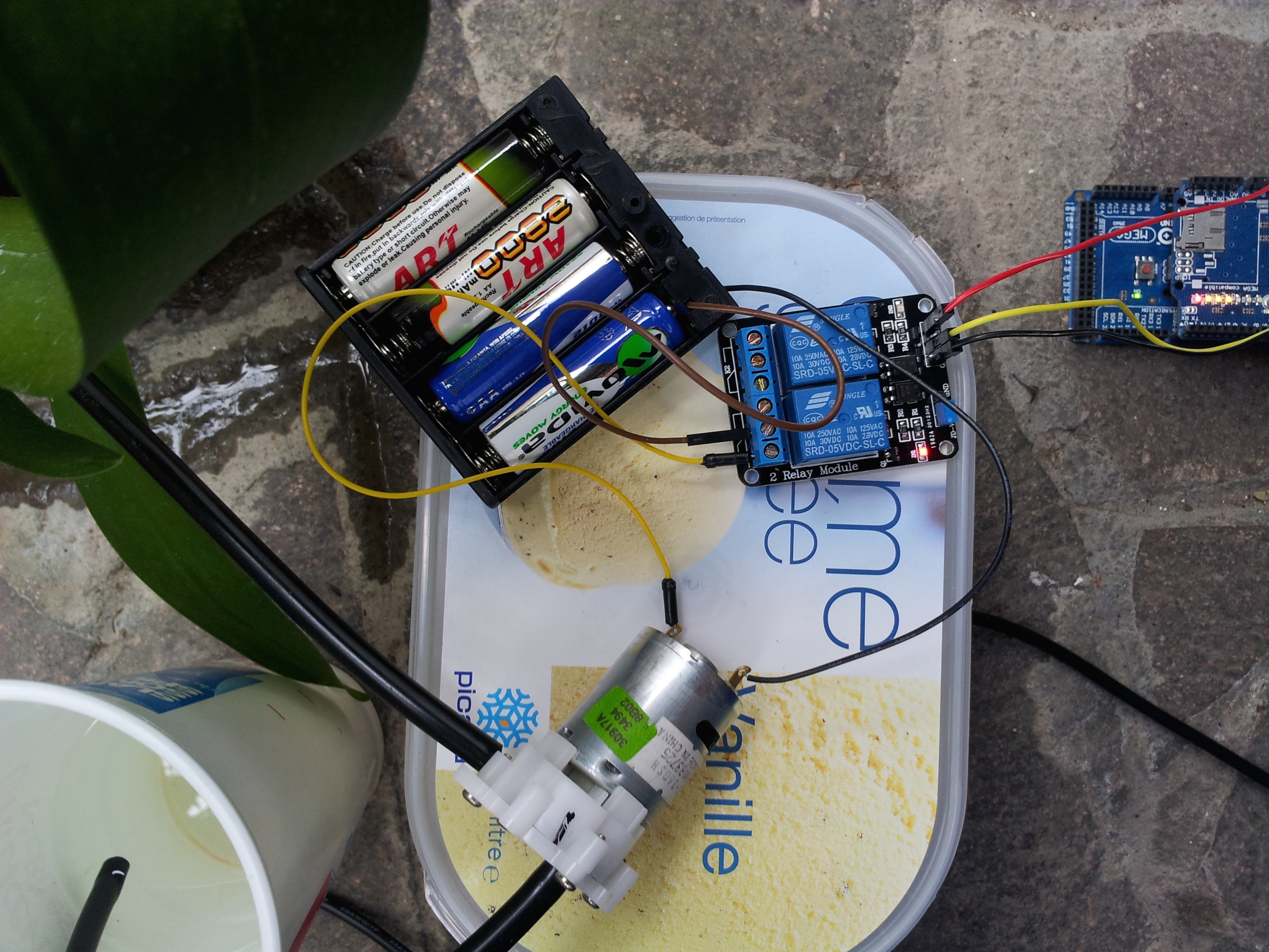Arduino Water System to Wet Your Plant : 6 Steps - Instructables
