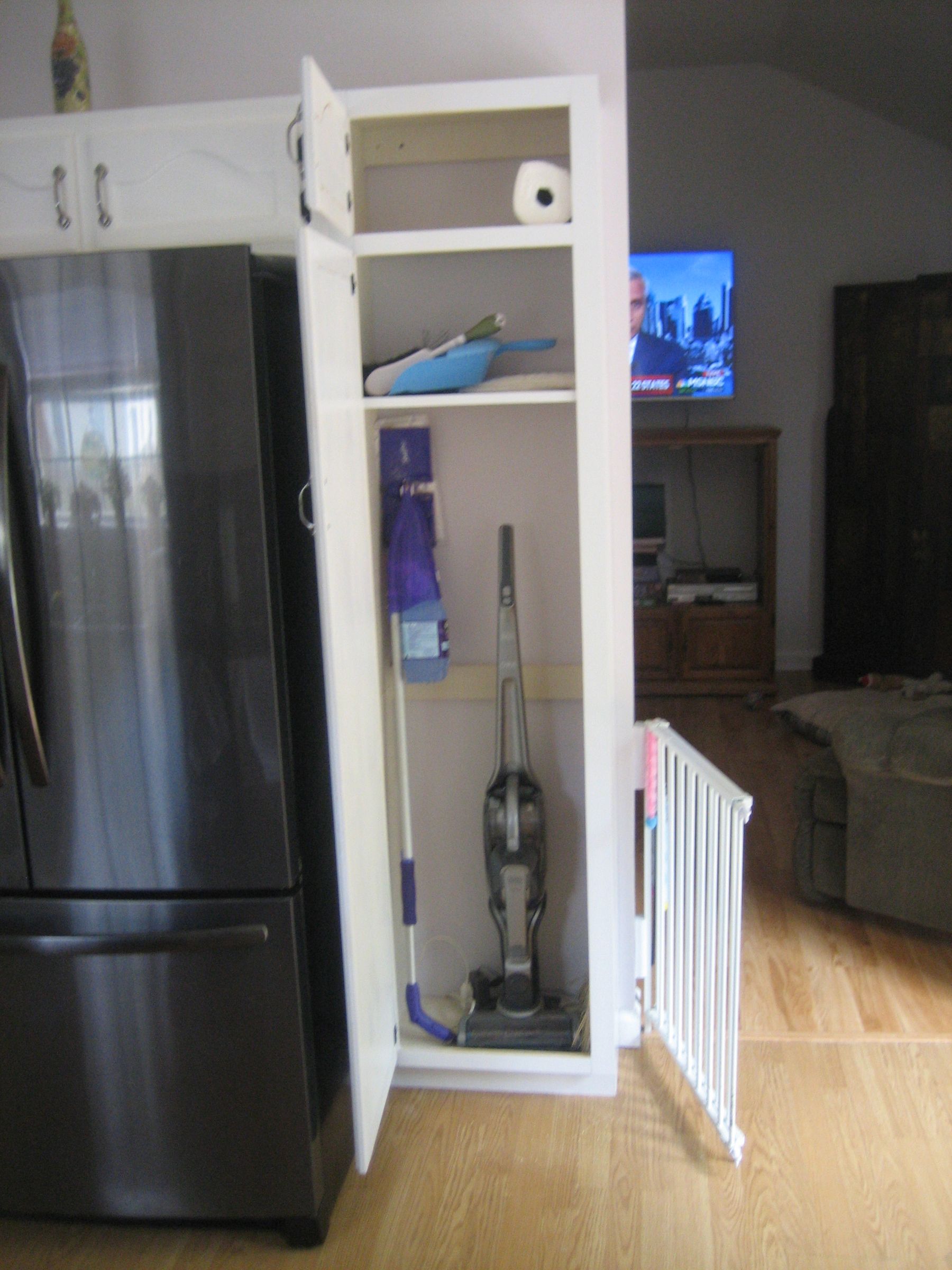 KITCHEN BROOM CABINET : 9 Steps - Instructables