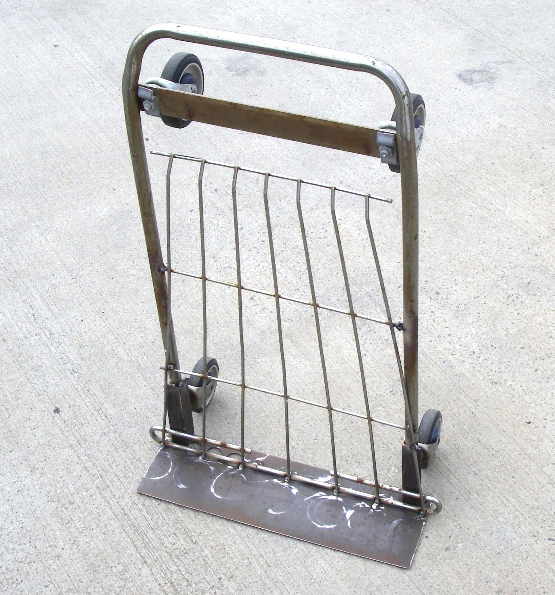 Make a Hand Truck From a Shopping Cart in Minutes : 9 Steps (with ...
