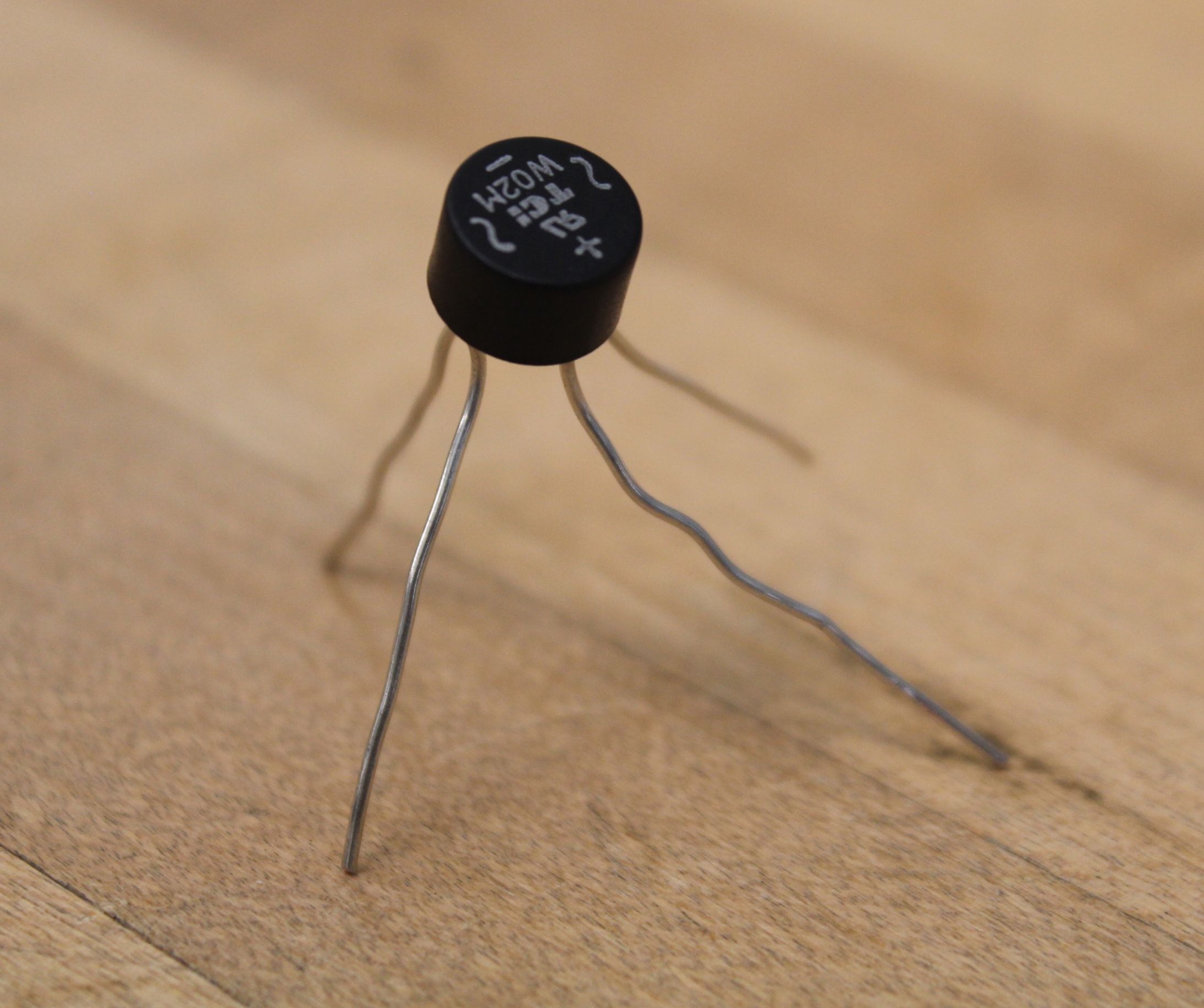Create a DC Power Supply : 3 Steps - Instructables