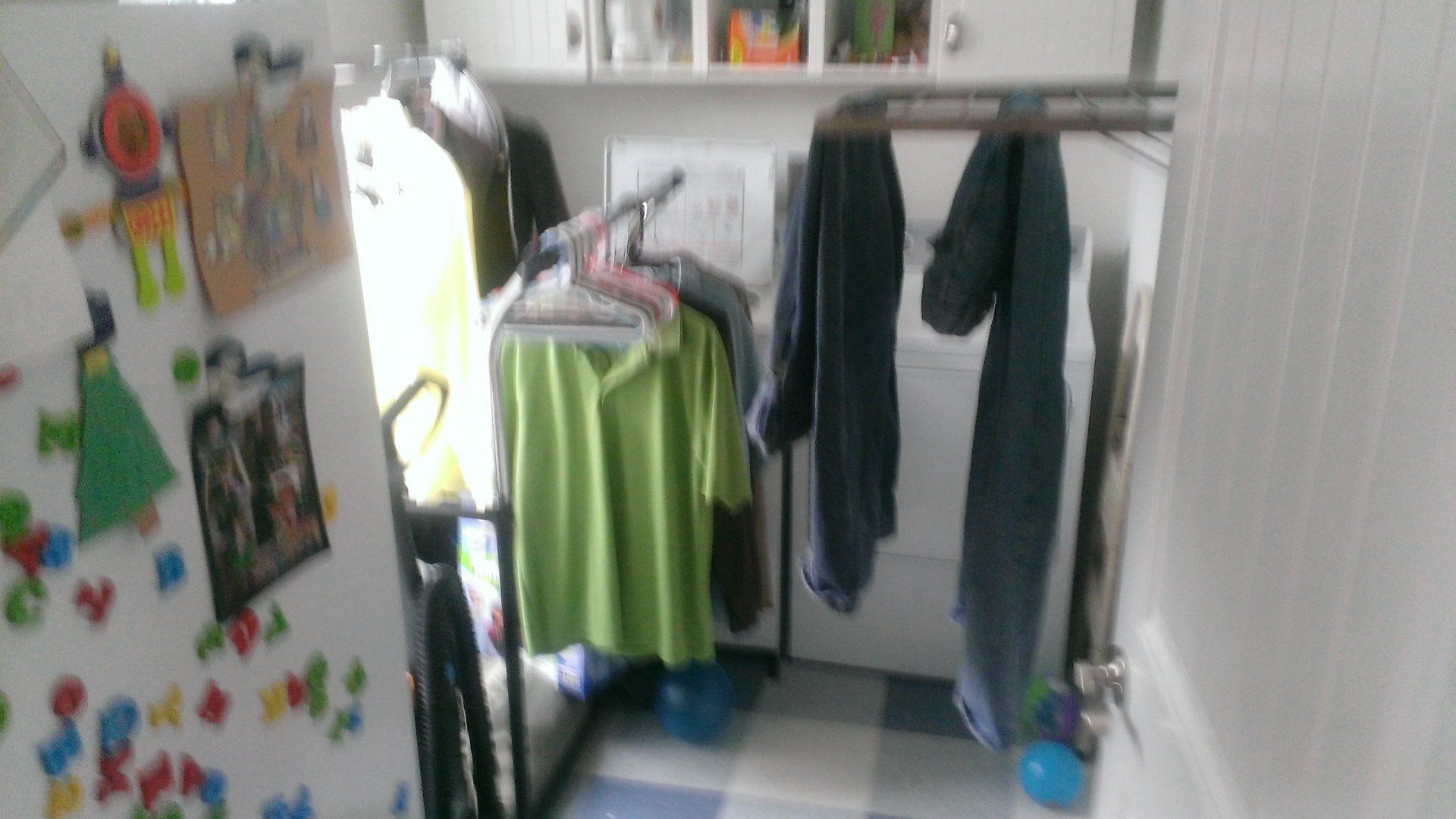 Hideaway Hanging Rack : 3 Steps - Instructables