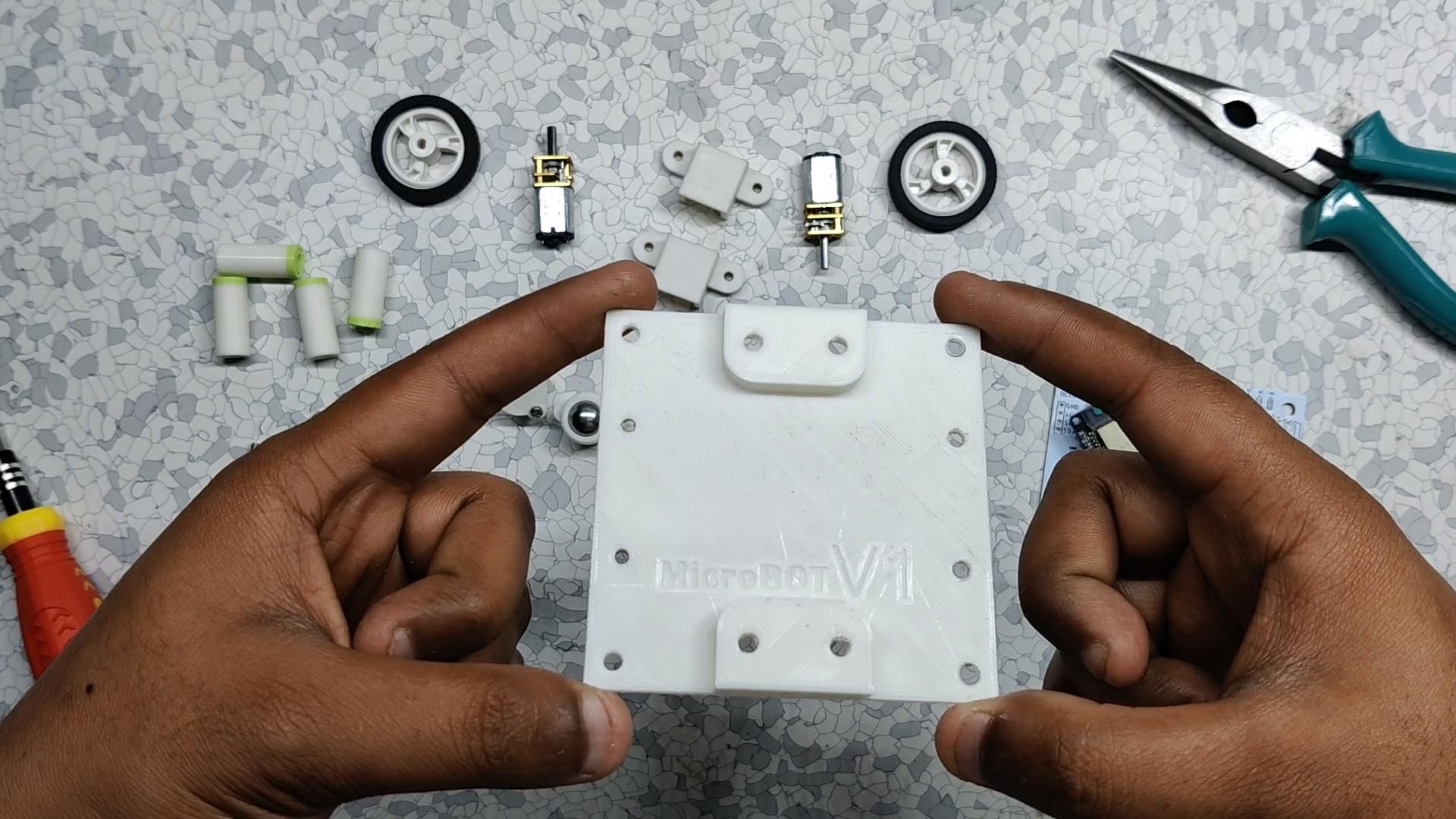 MicroBot V1 : 5 Steps (with Pictures) - Instructables