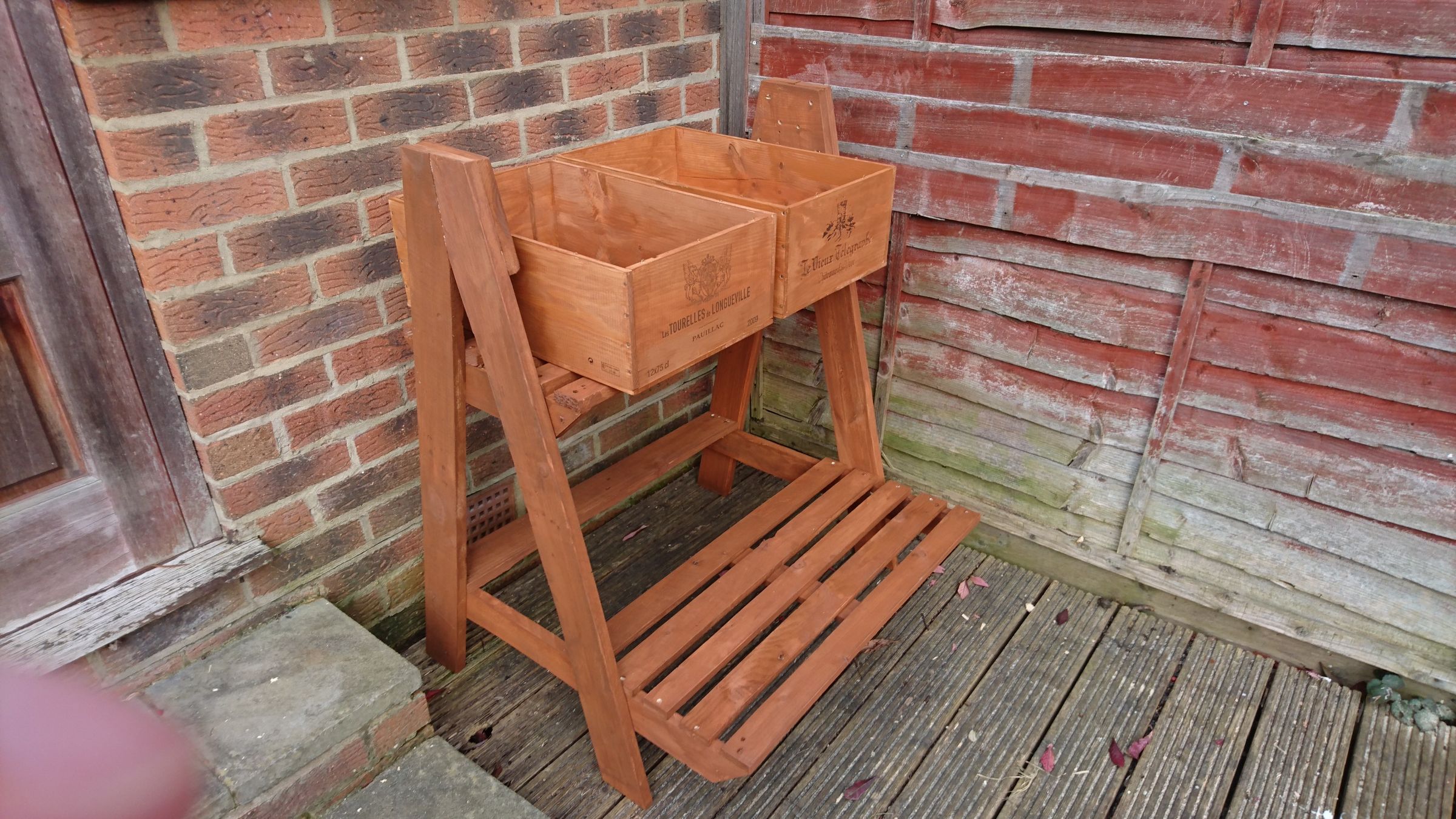 Staggered Pallet Planter : 8 Steps (with Pictures) - Instructables