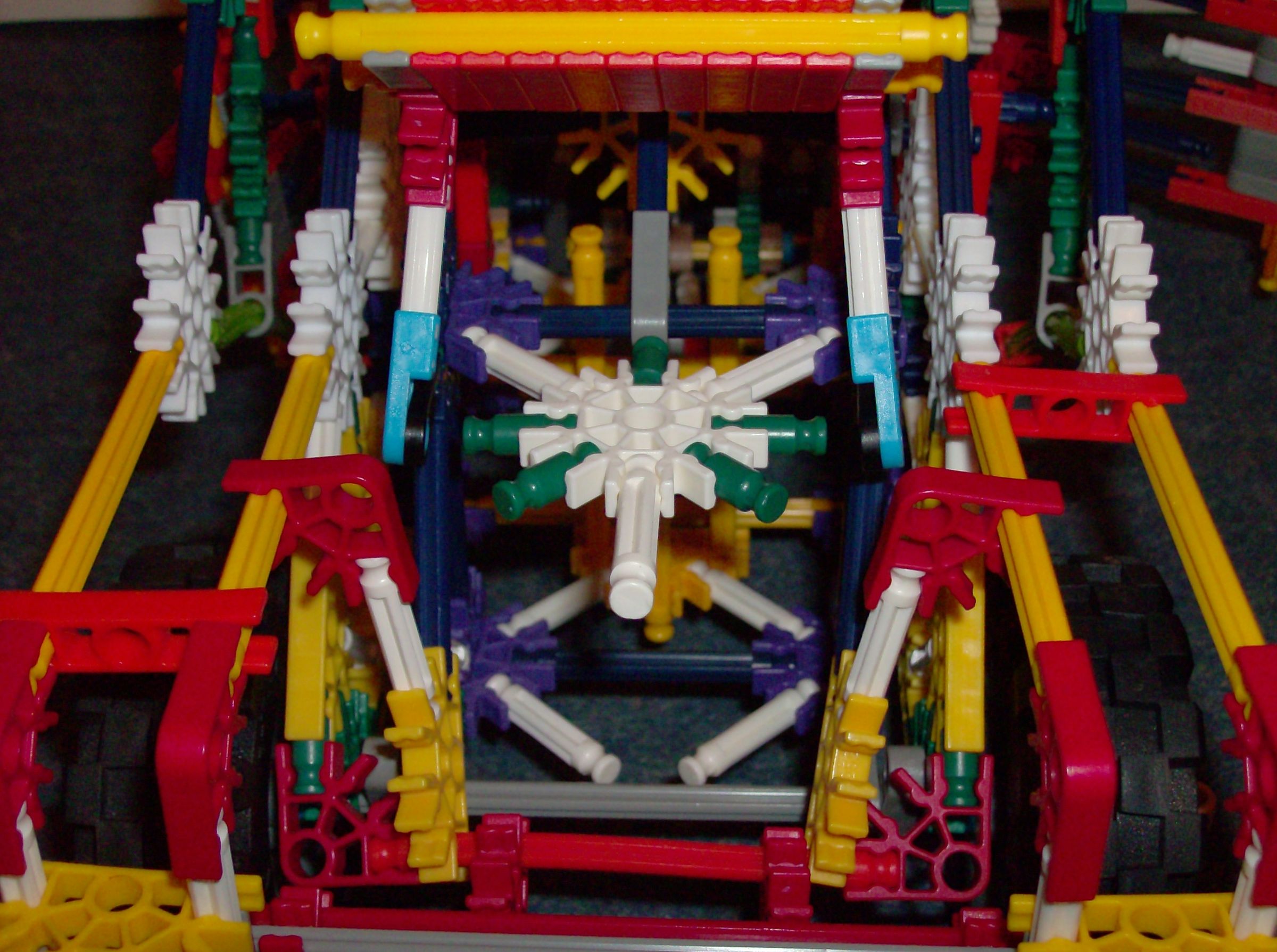 Knex Car With Steering and Suspension . - Instructables