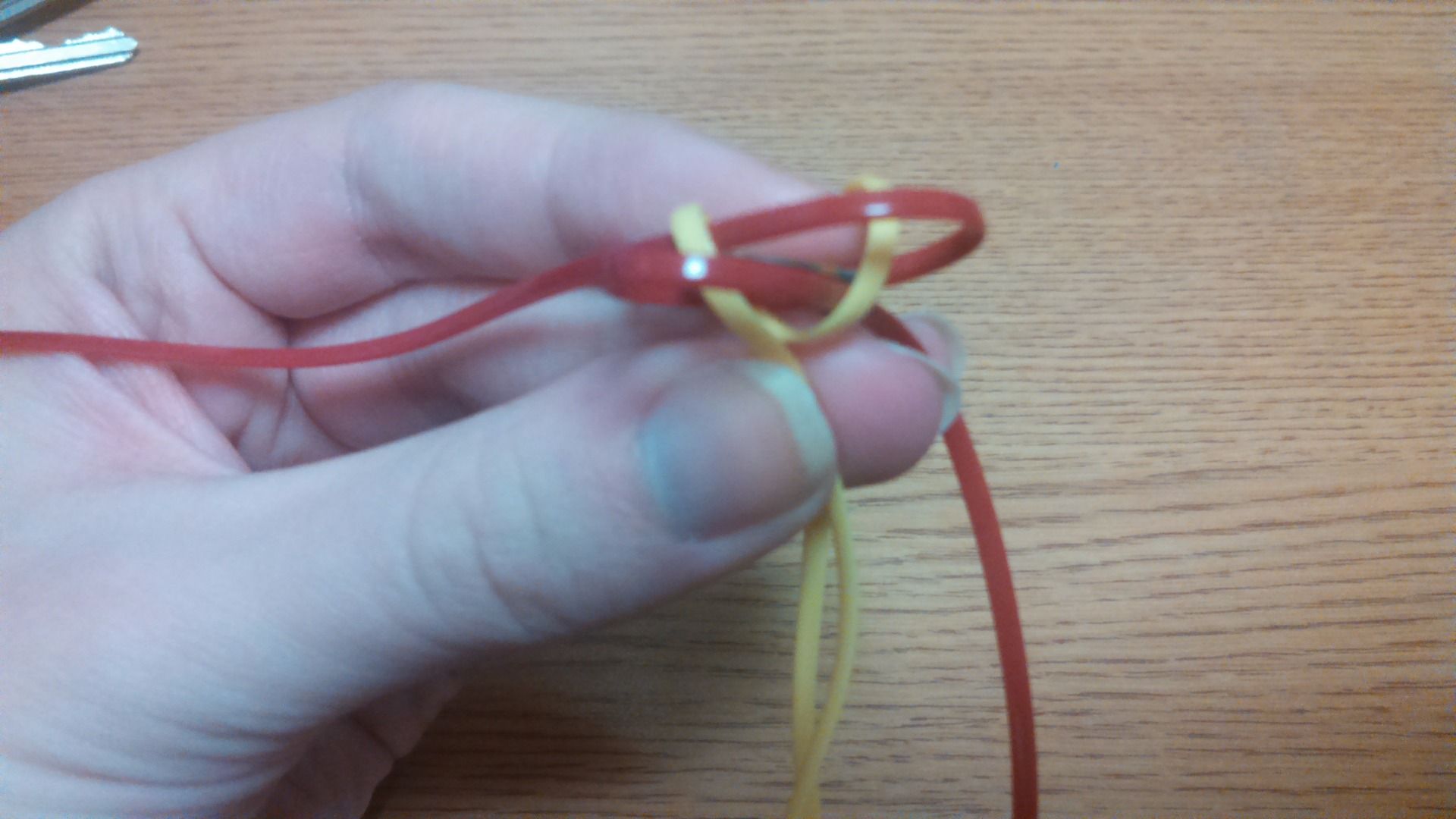 How to Weave Plastic Lacing Crafts : 9 Steps - Instructables