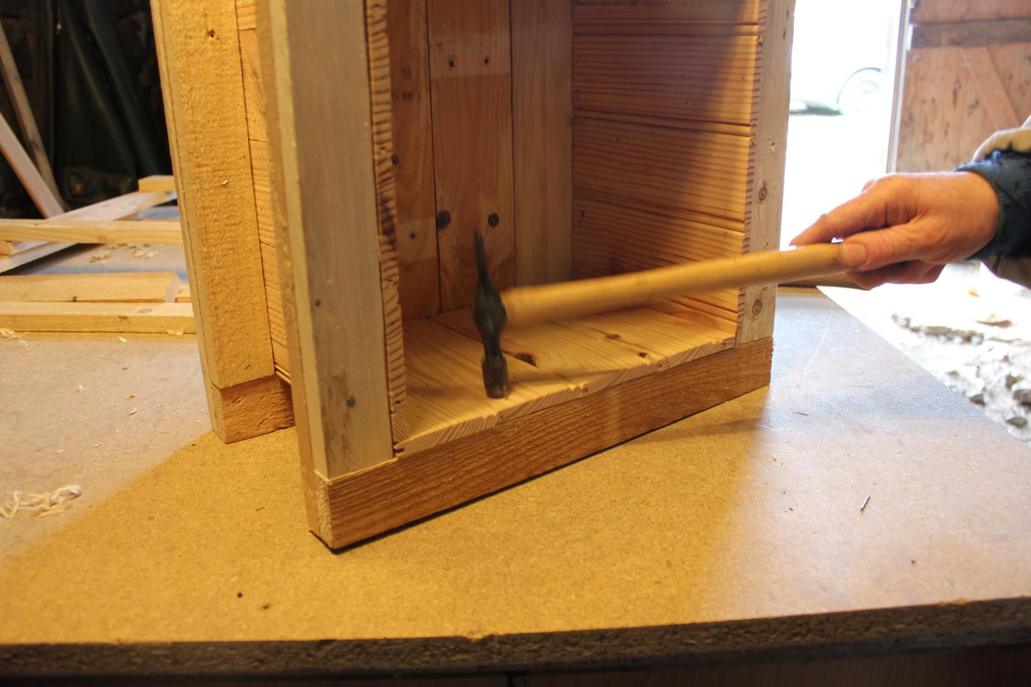 Make a Wooden Fuelless Cooker or Hay-box Using Scrap Wood and Hemp Wool ...