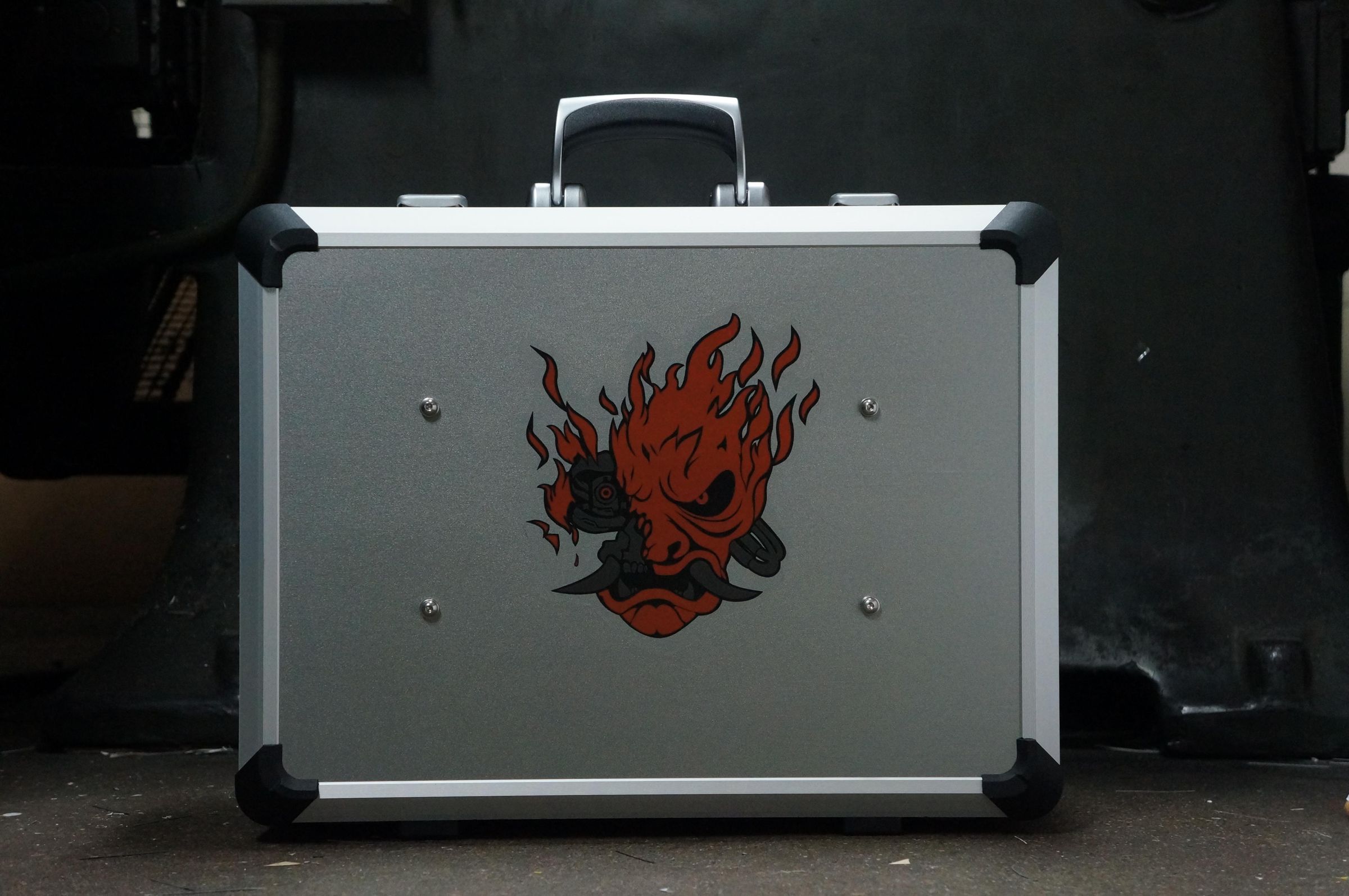 Cyberpunk Themed Briefcase Computer : 8 Steps (with Pictures ...