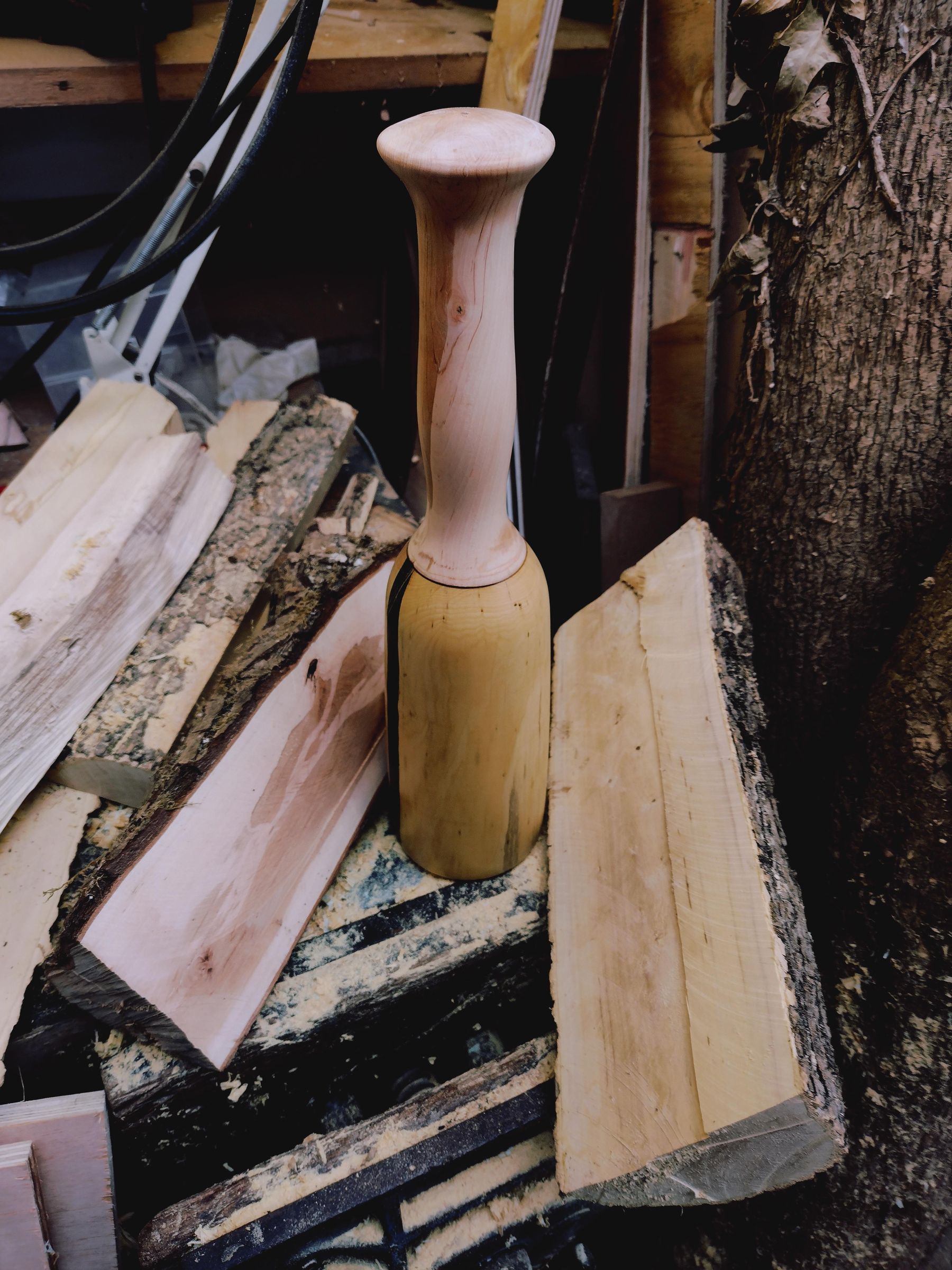 Making a Carving Mallet From Raw Boxwood and Hawthorn Logs : 8 Steps ...