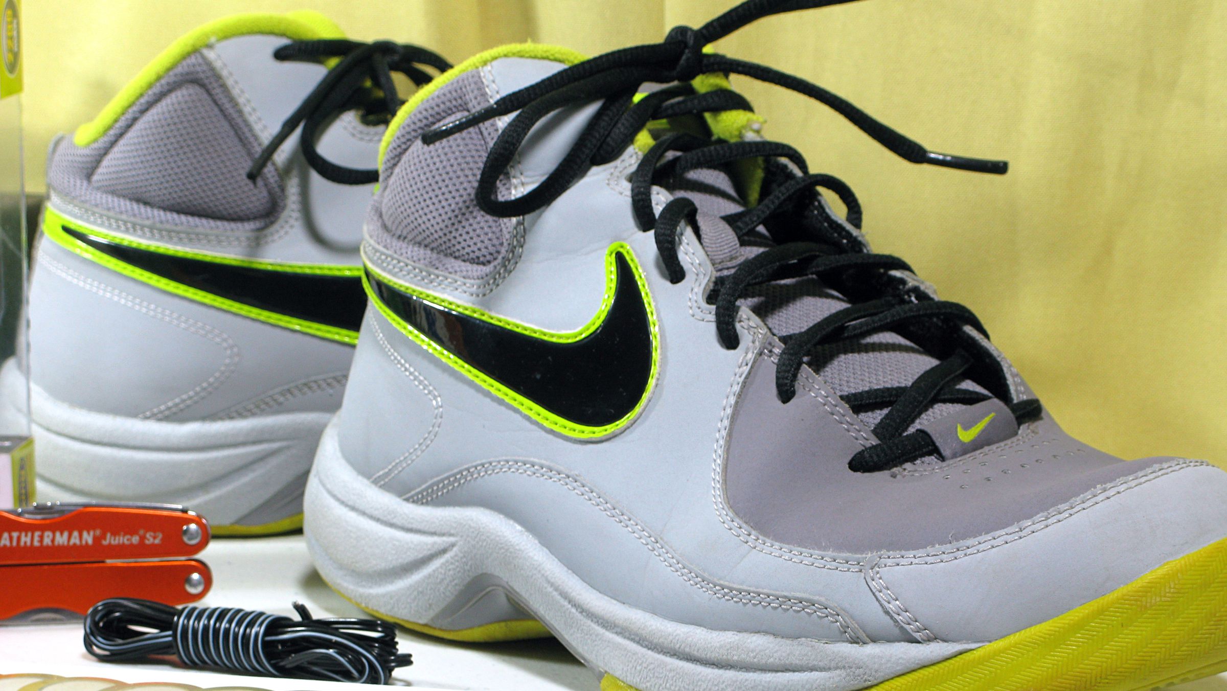 Electricity Generating Footwear - Generate Electricity by Walking ...
