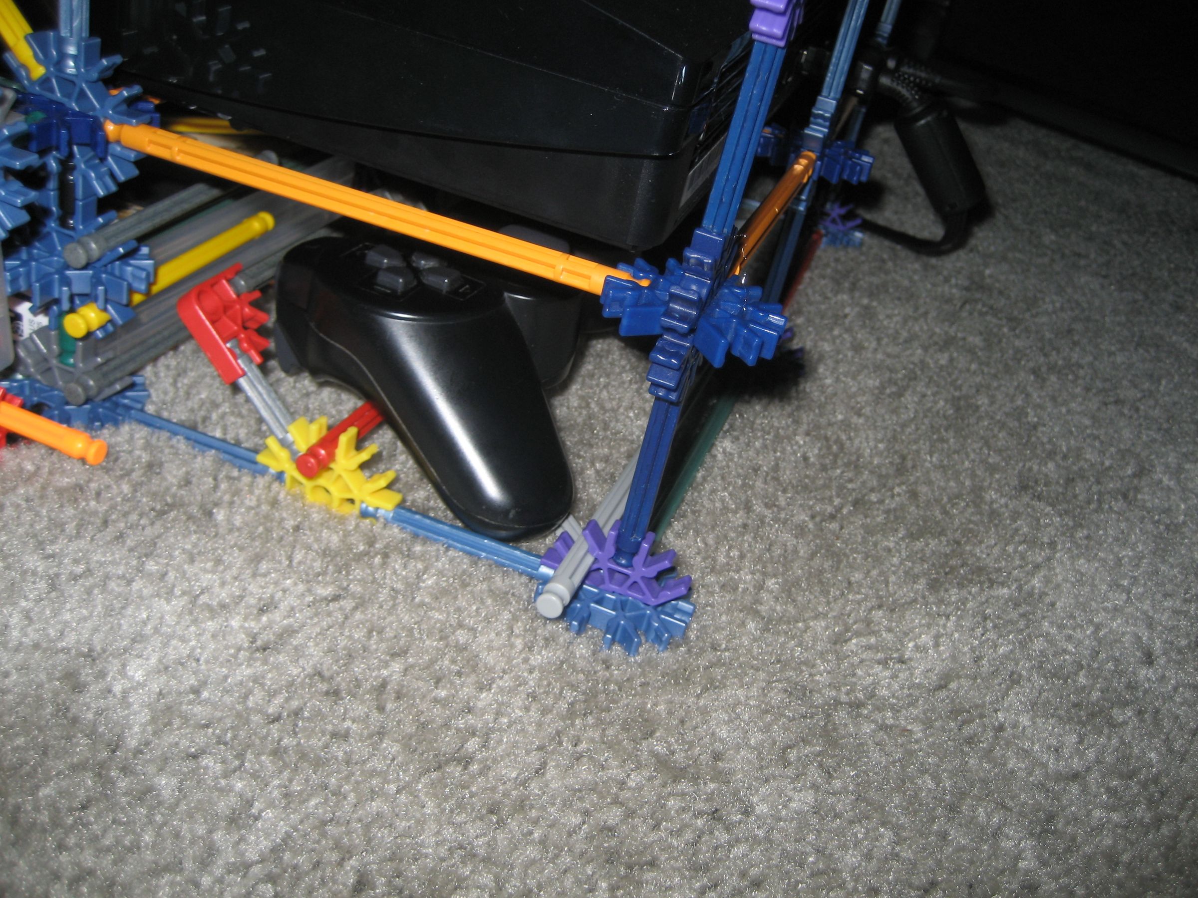 Knex PS3 Docking Station - Instructables