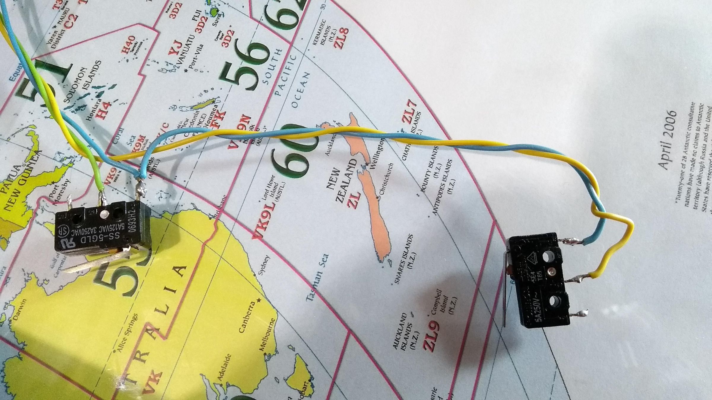 Controller for 3 Magnetic Loop Antennas With Endstop Switch : 19 Steps ...