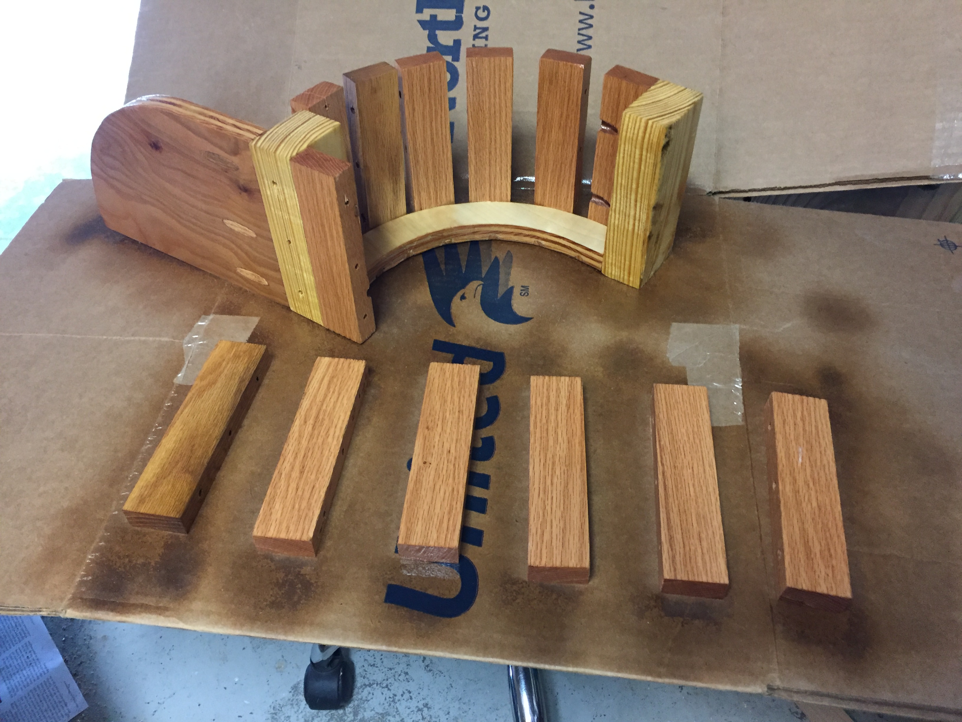 Bungee Cord Book Shelf : 5 Steps (with Pictures) - Instructables