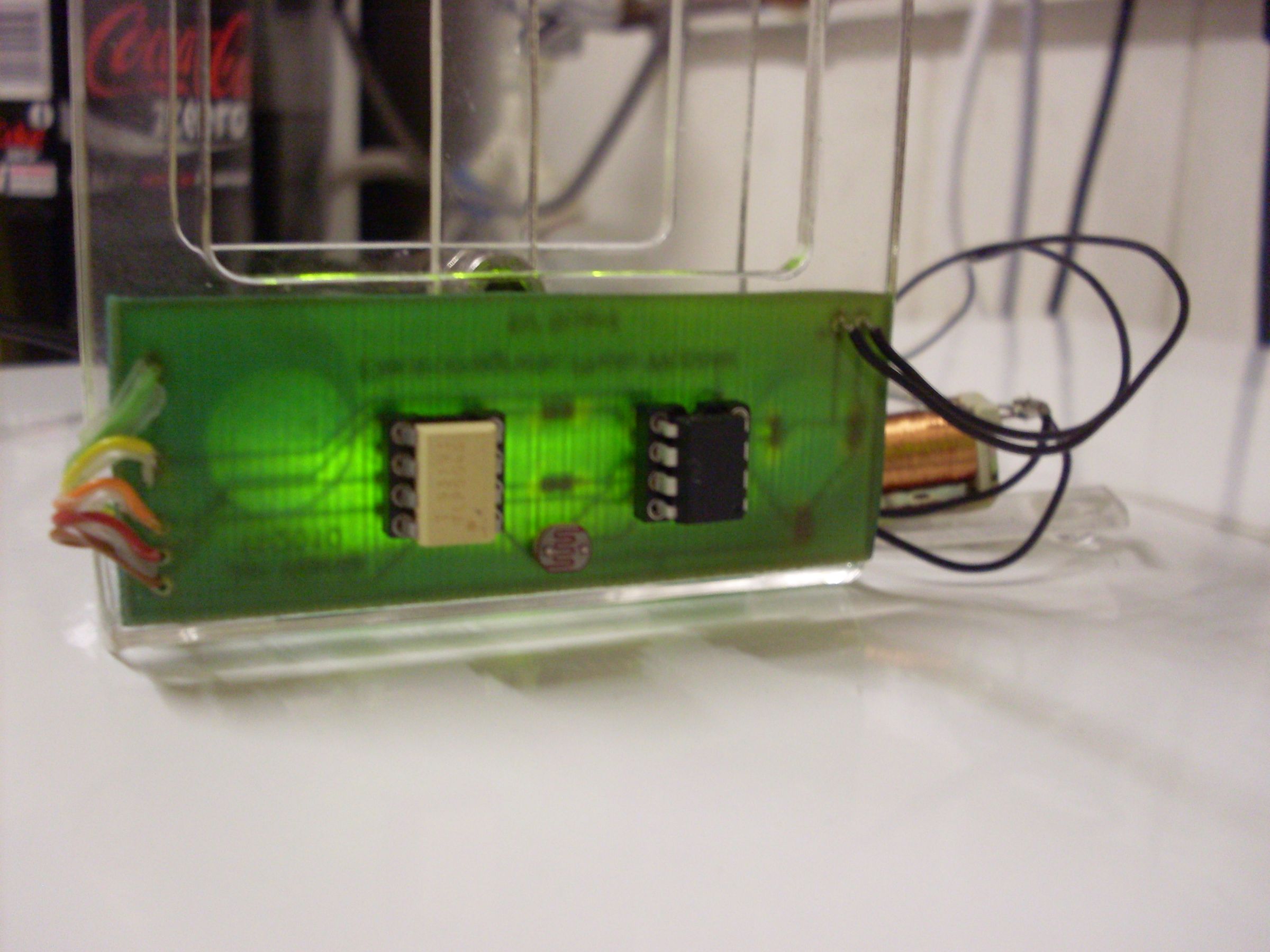 Electromagnetic Photo Wobbler : 9 Steps - Instructables