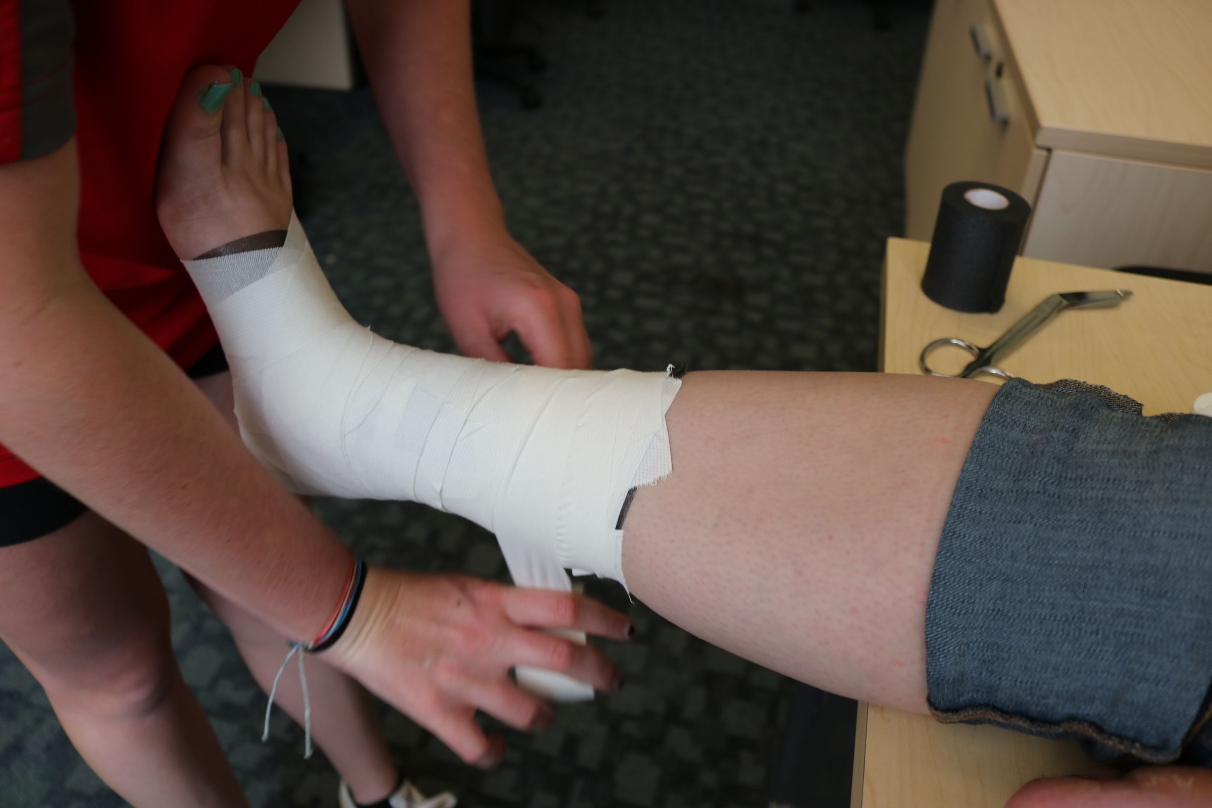 Ankle Taping Made Easy : 17 Steps (with Pictures) - Instructables