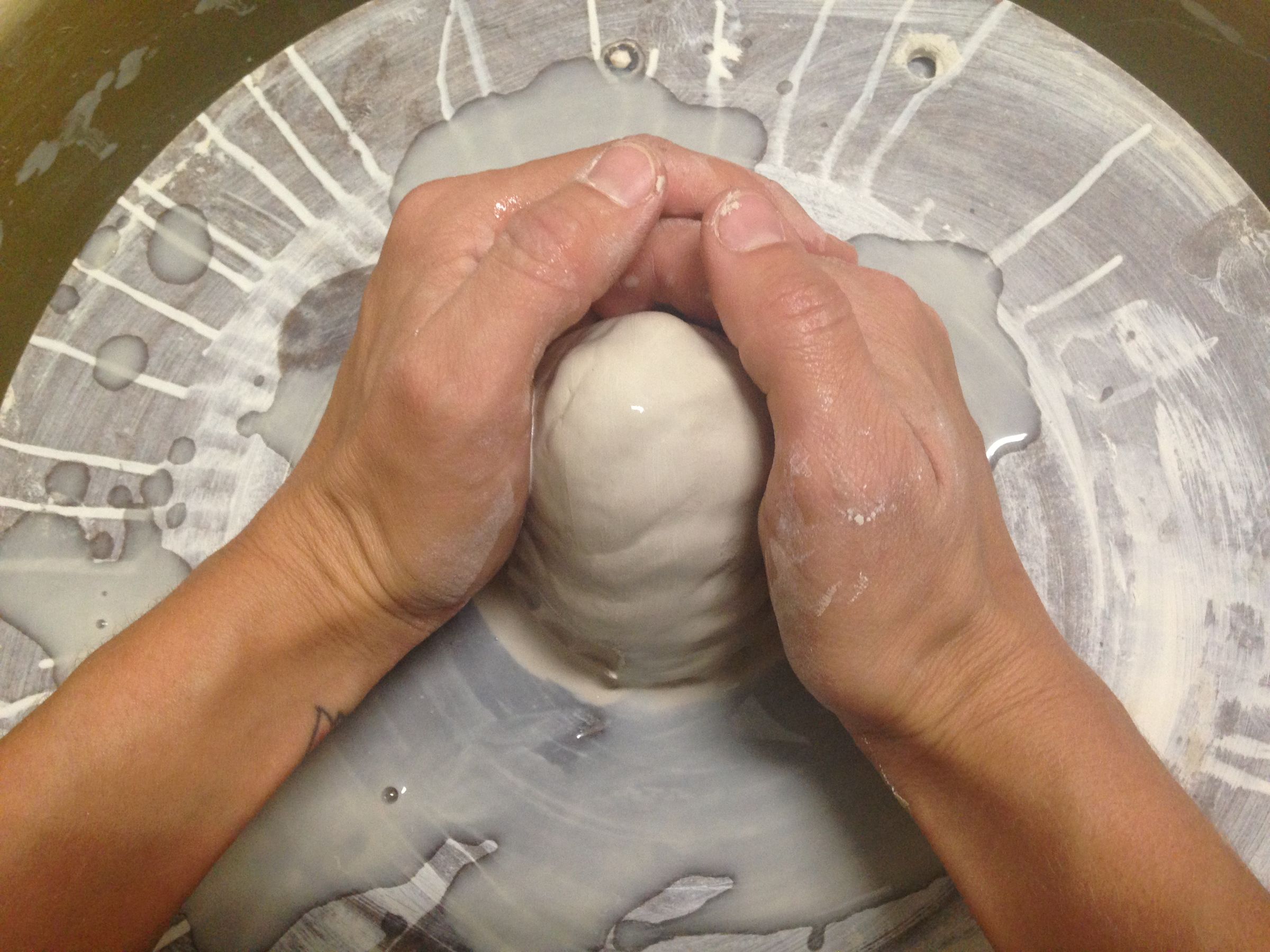 Throwing a Pot 101 : 14 Steps (with Pictures) - Instructables