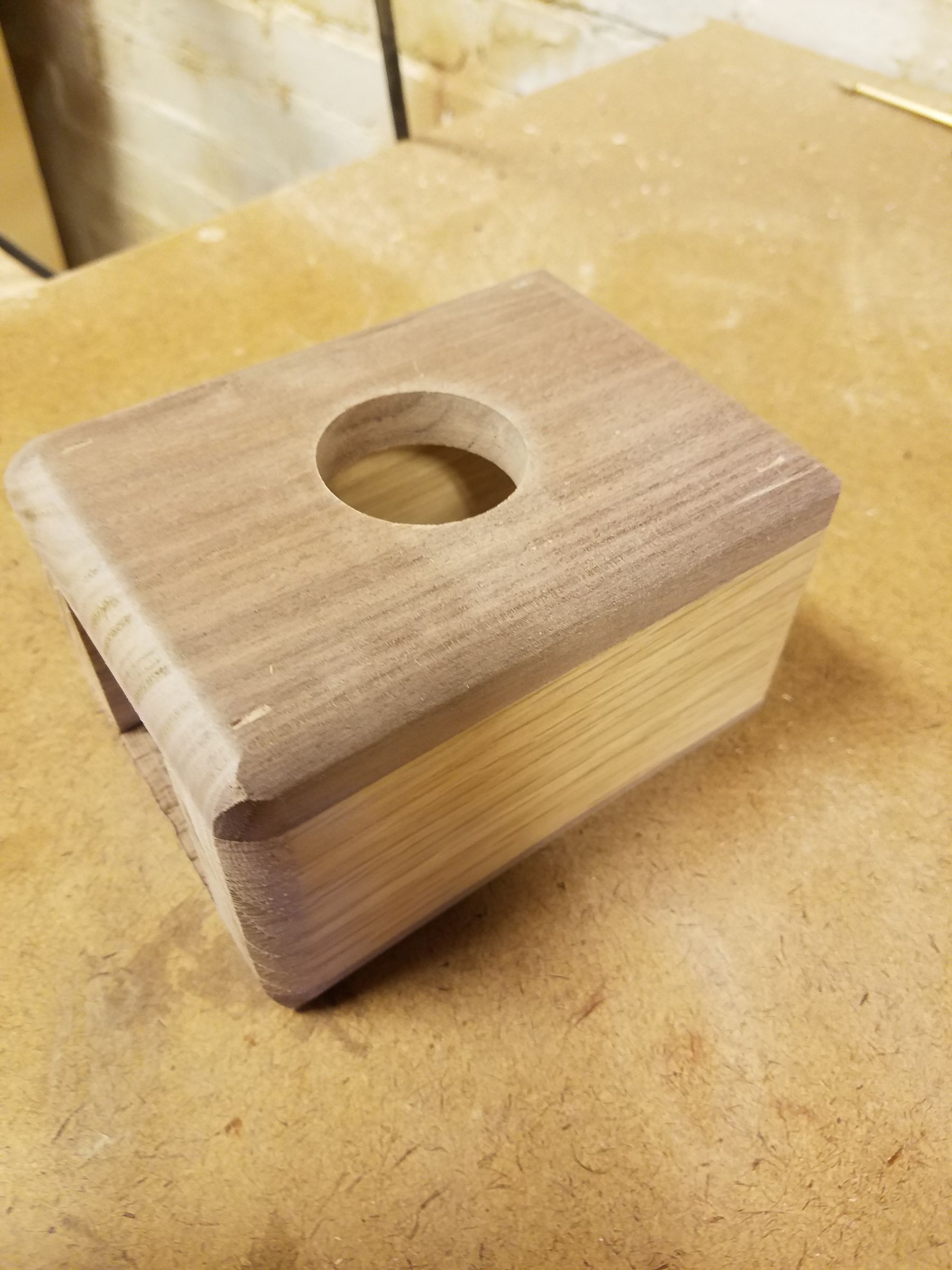 How to Build a Candy Dispenser : 5 Steps (with Pictures) - Instructables