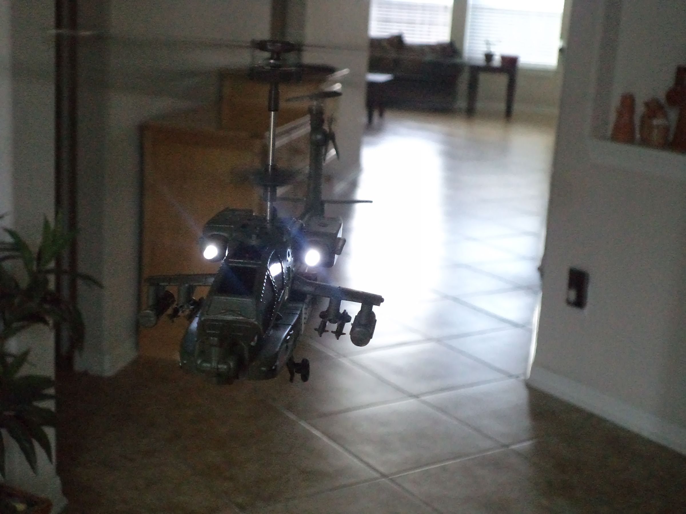 Flying the R73-ops Apache / Syma S109g RC Heli With Gyro. : 5 Steps ...