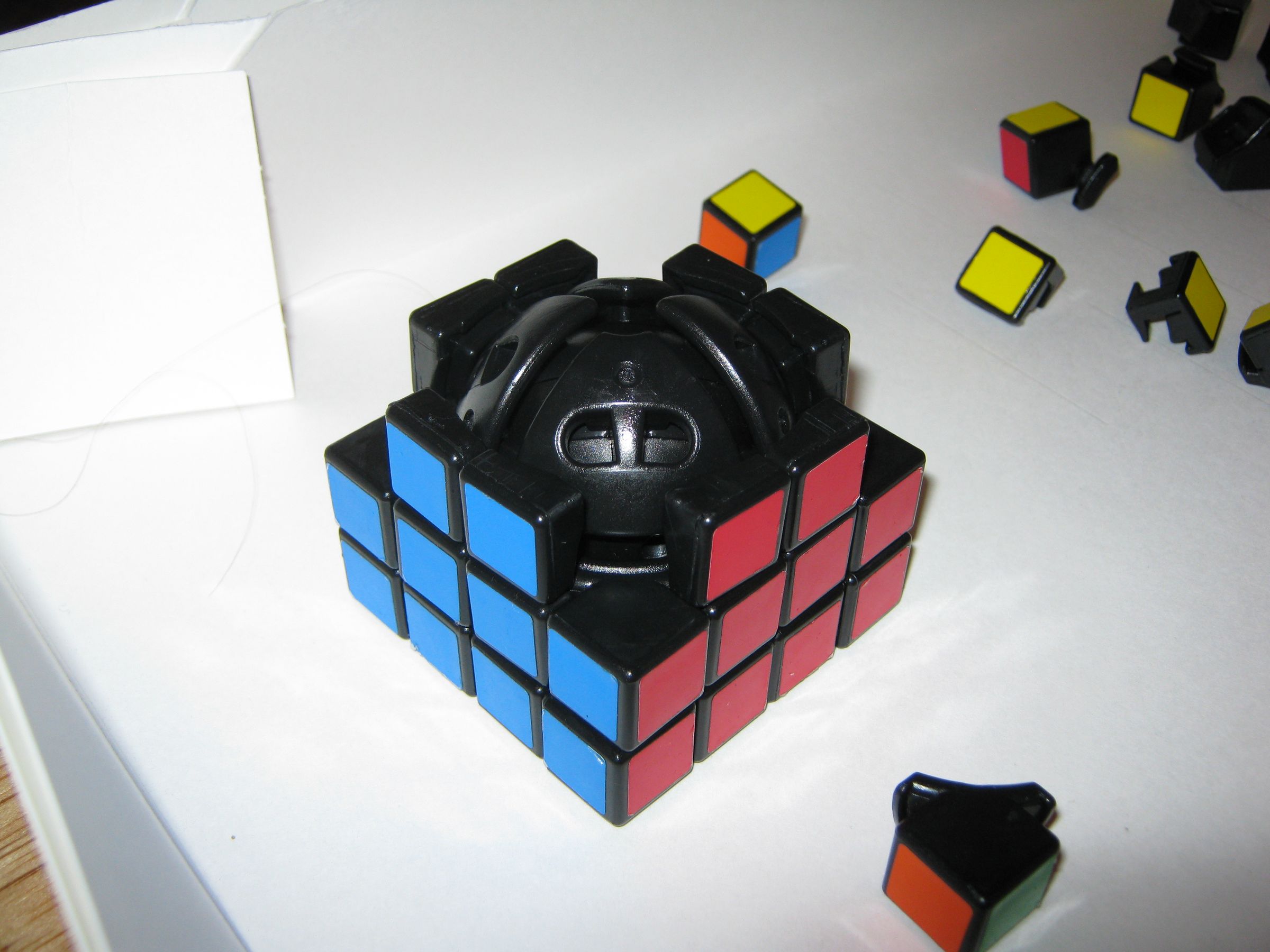 How to Put a 4x4 Rubik's Cube Together : 5 Steps - Instructables