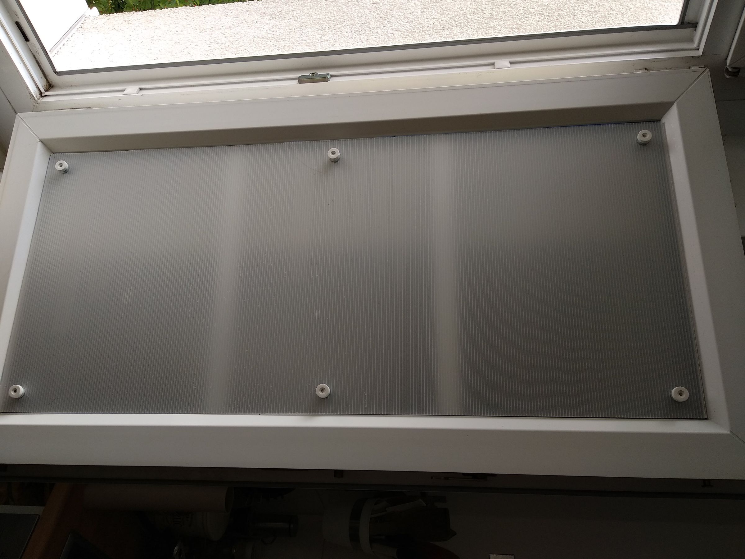 Light Diffusing Window Blinds Made From Multi-wall Plates : 3 Steps ...