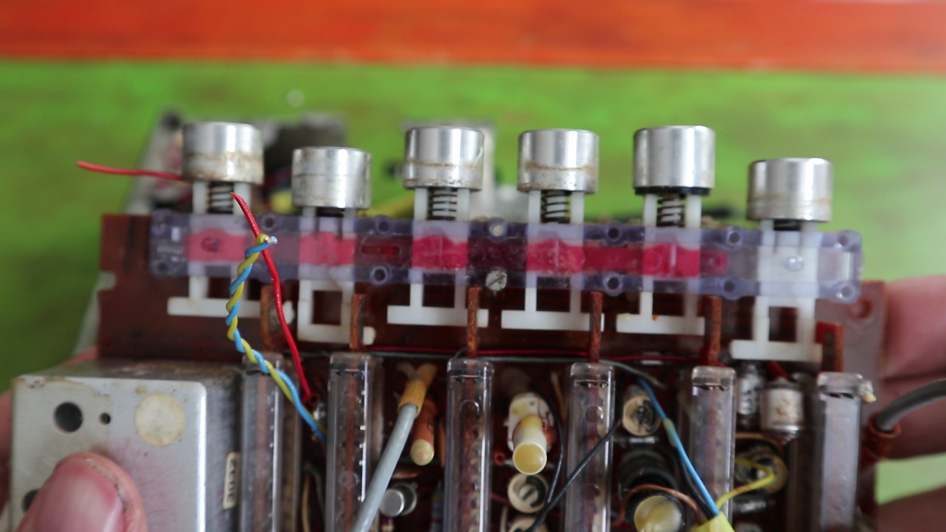 The Interactive Storytelling Radio : 6 Steps (with Pictures ...