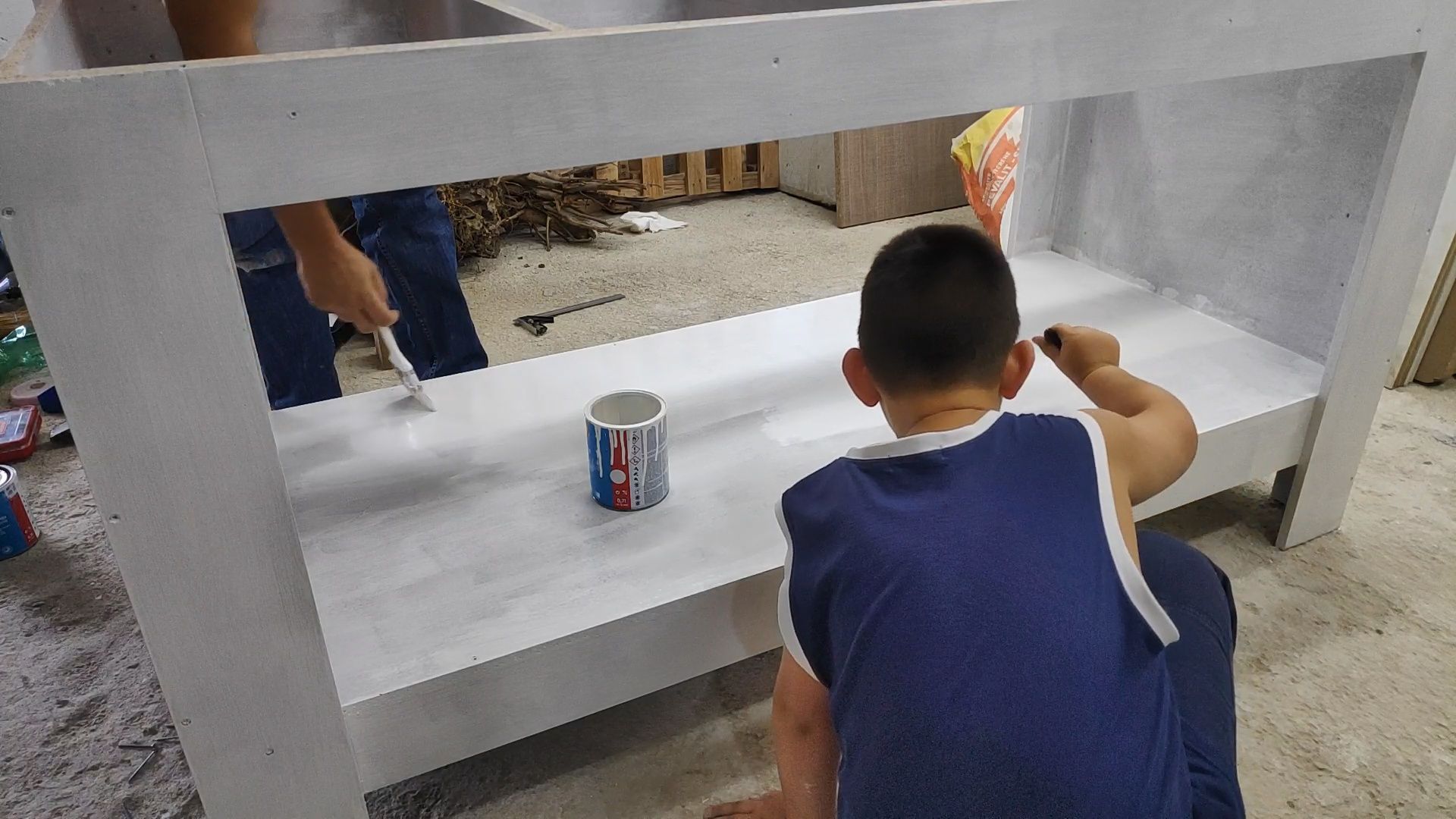 Less Than $50 Particleboard Workbench : 9 Steps (with Pictures ...