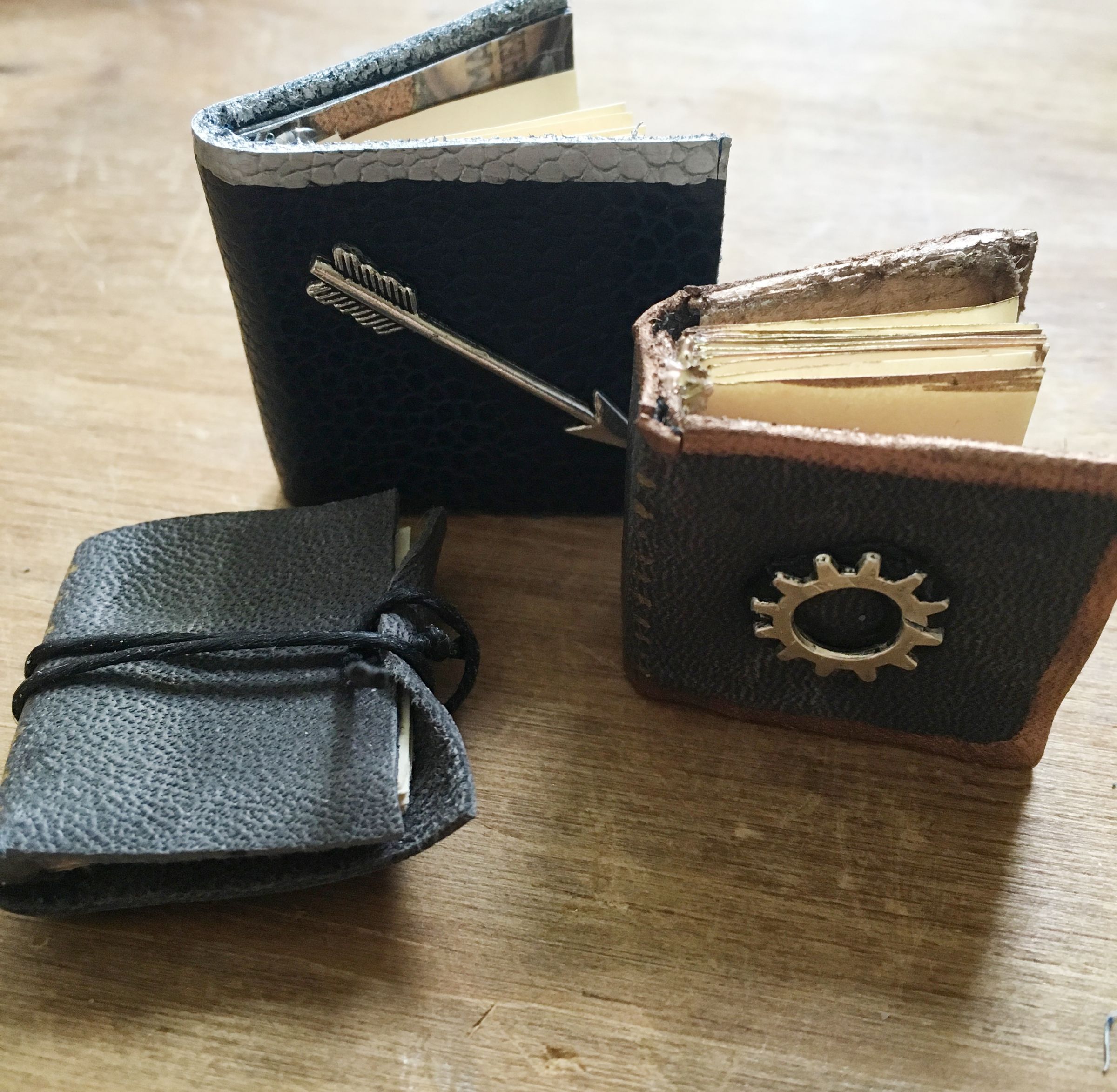 Mini Leather Books : 4 Steps (with Pictures) - Instructables
