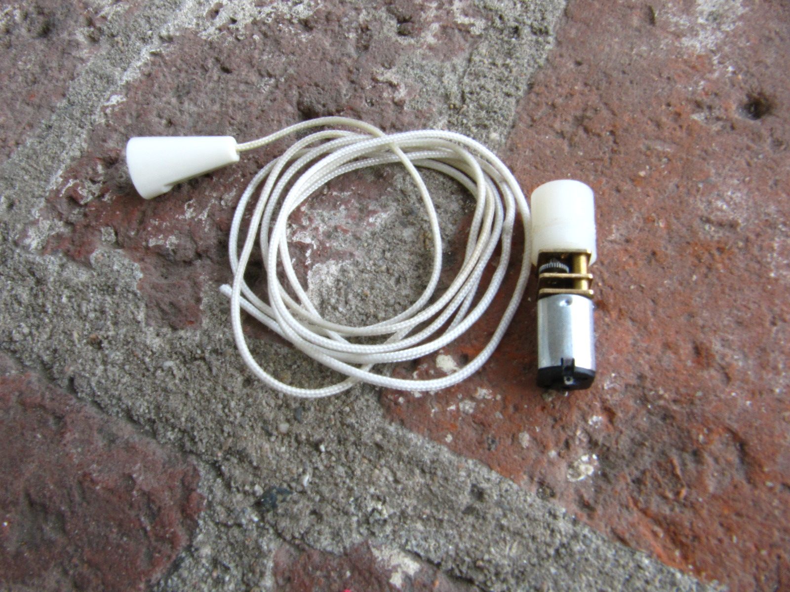 Solar Powered Ferris Wheel Toy : 3 Steps (with Pictures) - Instructables