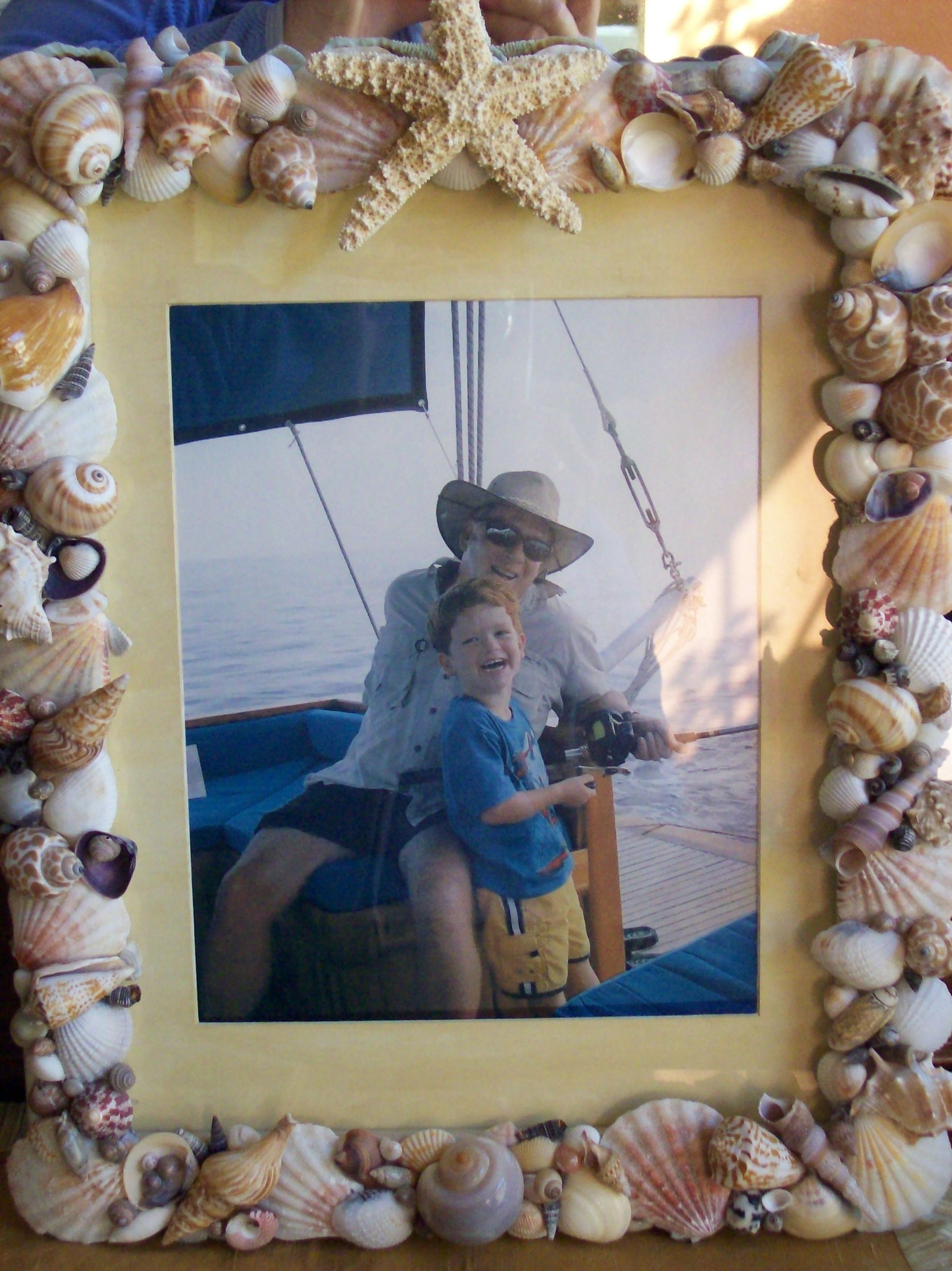 Shell-Embellished Photo Frames : 3 Steps - Instructables