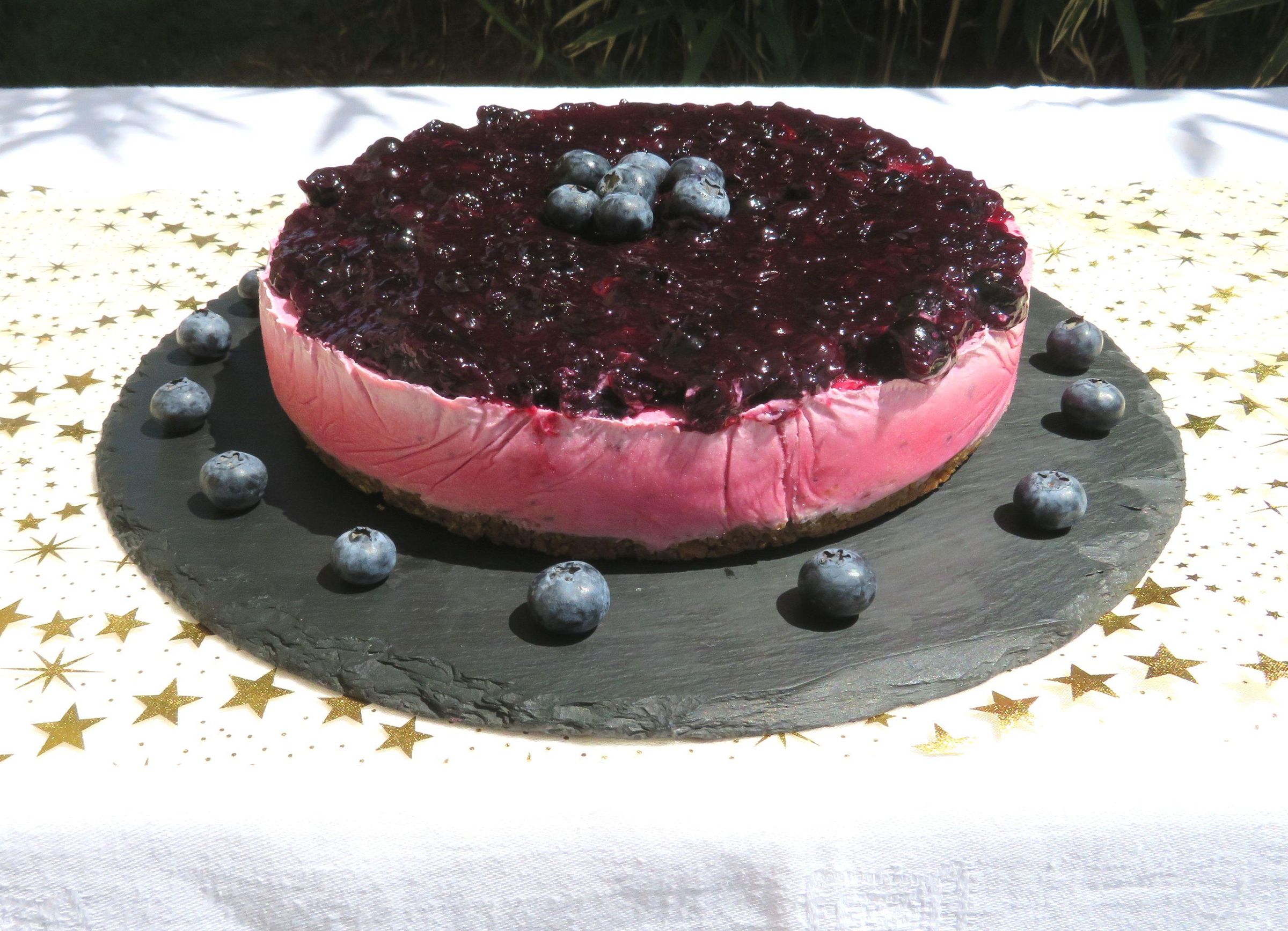 Summer Berry Frozen Cheesecake : 4 Steps (with Pictures) - Instructables