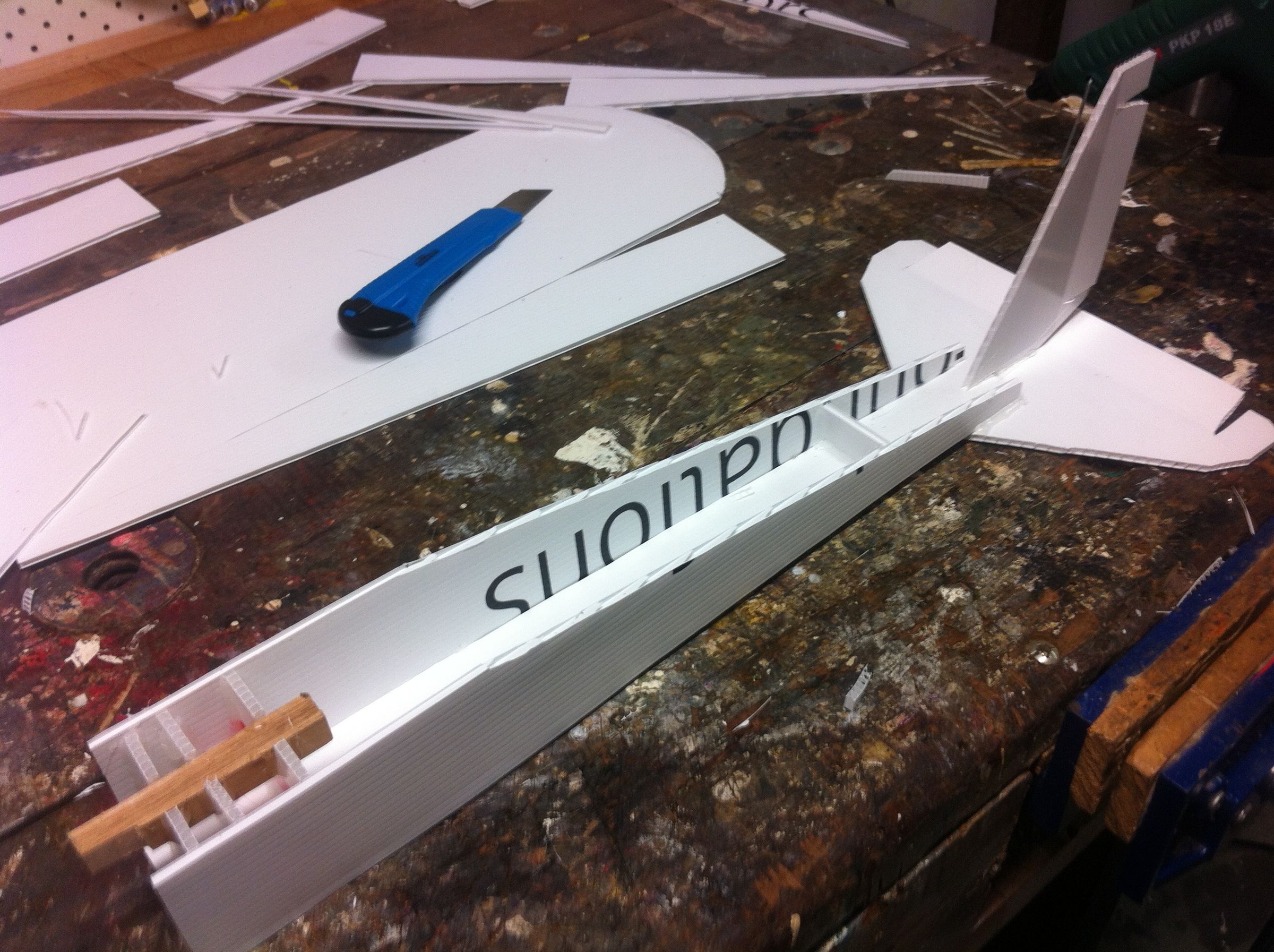 Coreflute R/C Biplane : 11 Steps (with Pictures) - Instructables