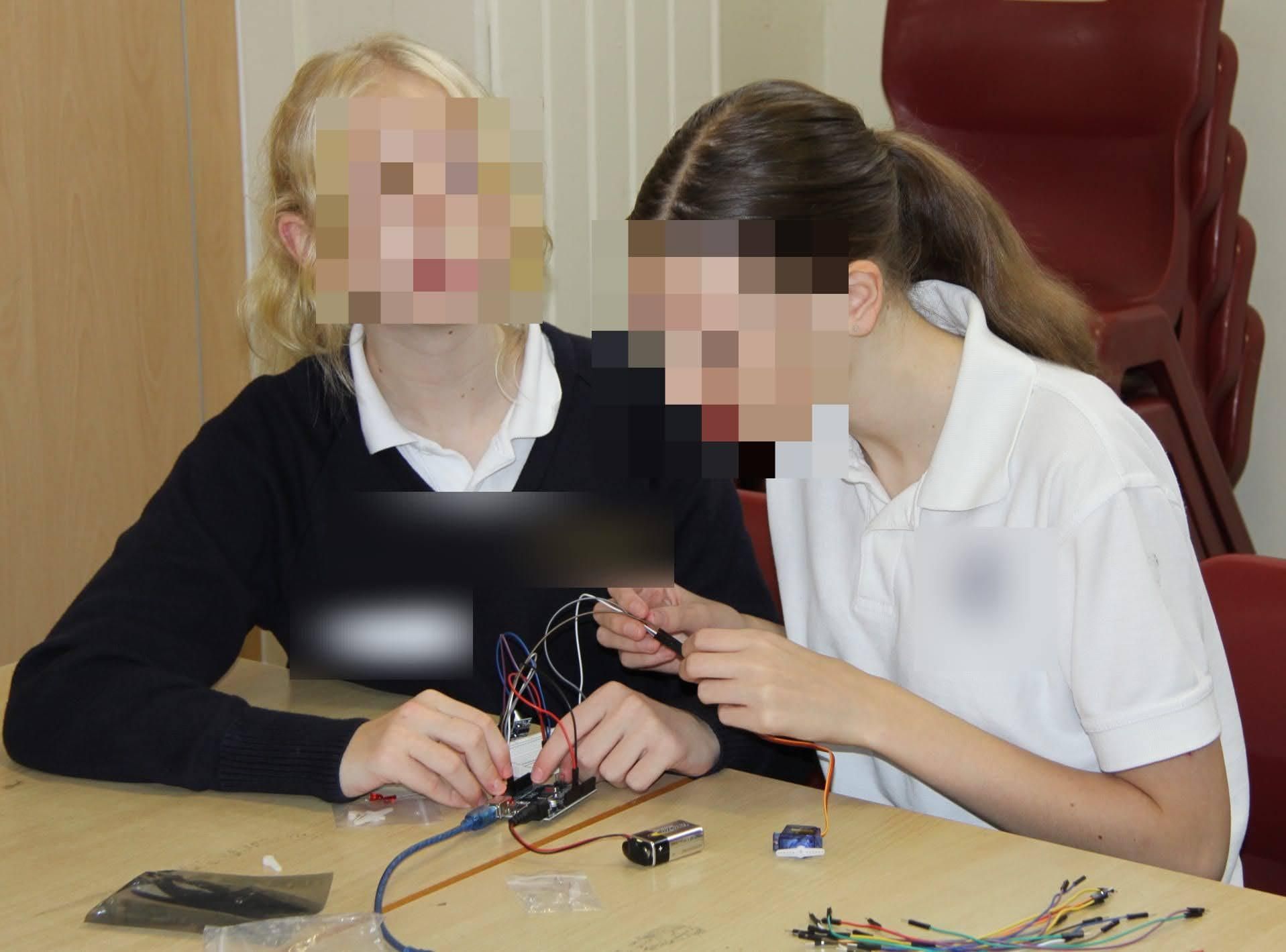 SparkBots! Arduino for Kids : 10 Steps (with Pictures) - Instructables