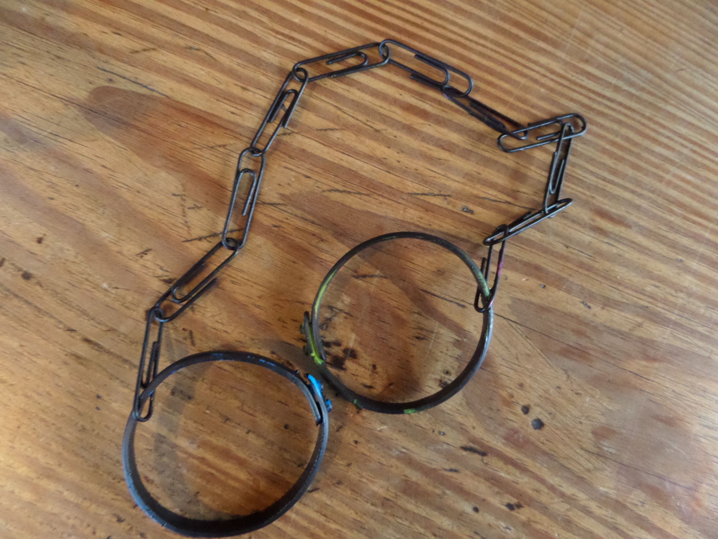 Handcuff--prop : 5 Steps (with Pictures) - Instructables