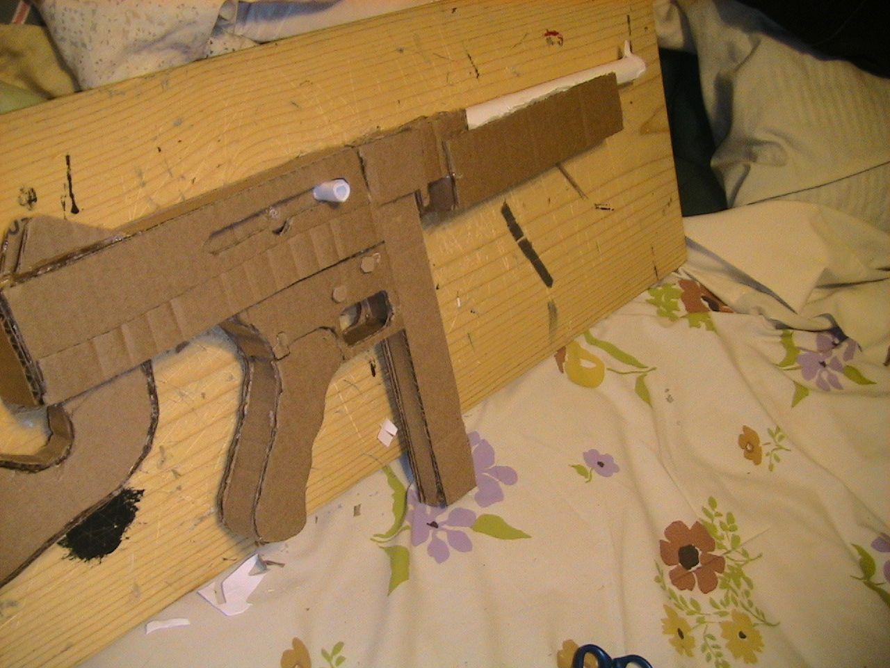 Cardboard M1 Thompson Machine Gun - Instructables