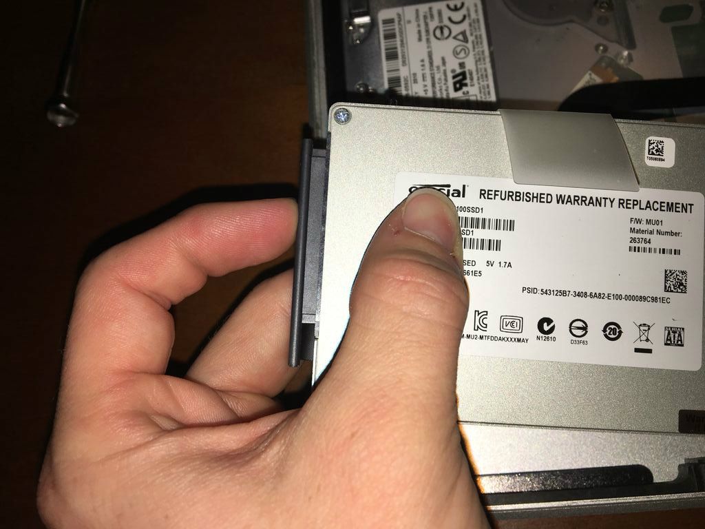 How to Replace HDD/SSD SATA Cable in MacBook Pro : 18 Steps (with ...