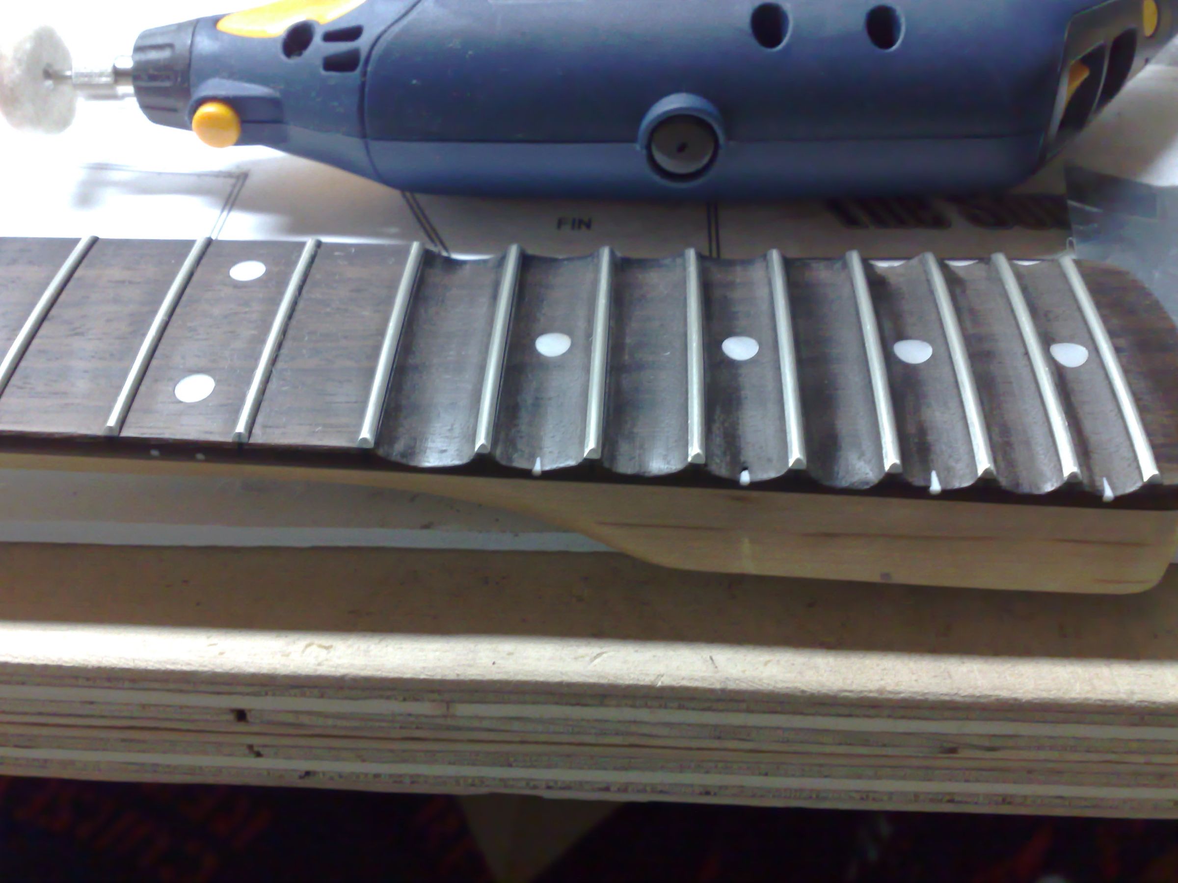 Scallop Your Guitar (Standard Scallop, Frets 14-21) : 11 Steps (with ...